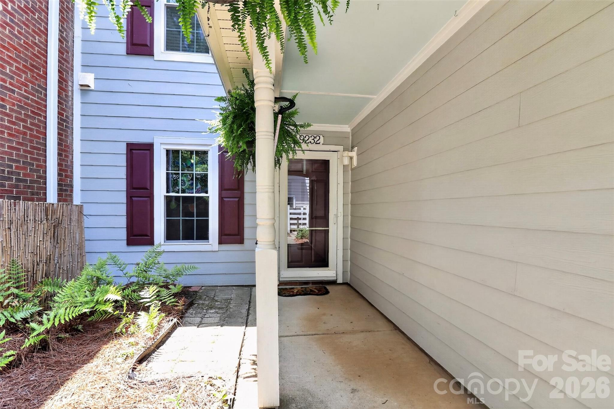 Photo 3 of 9232 Kings Canyon Drive, Charlotte, NC