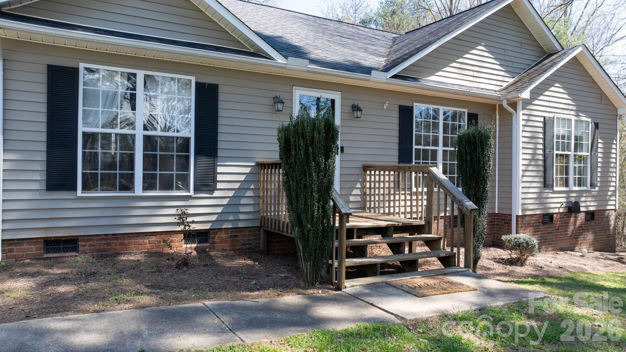 120 Wesley Court, Crouse, NC - photo 6 of 37