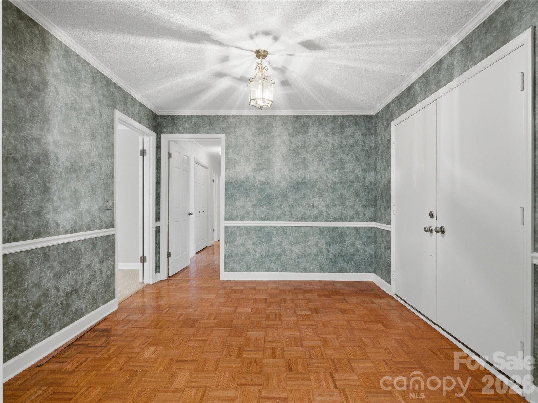 1020 Longreen Drive, Kernersville, NC - photo 7 of 47