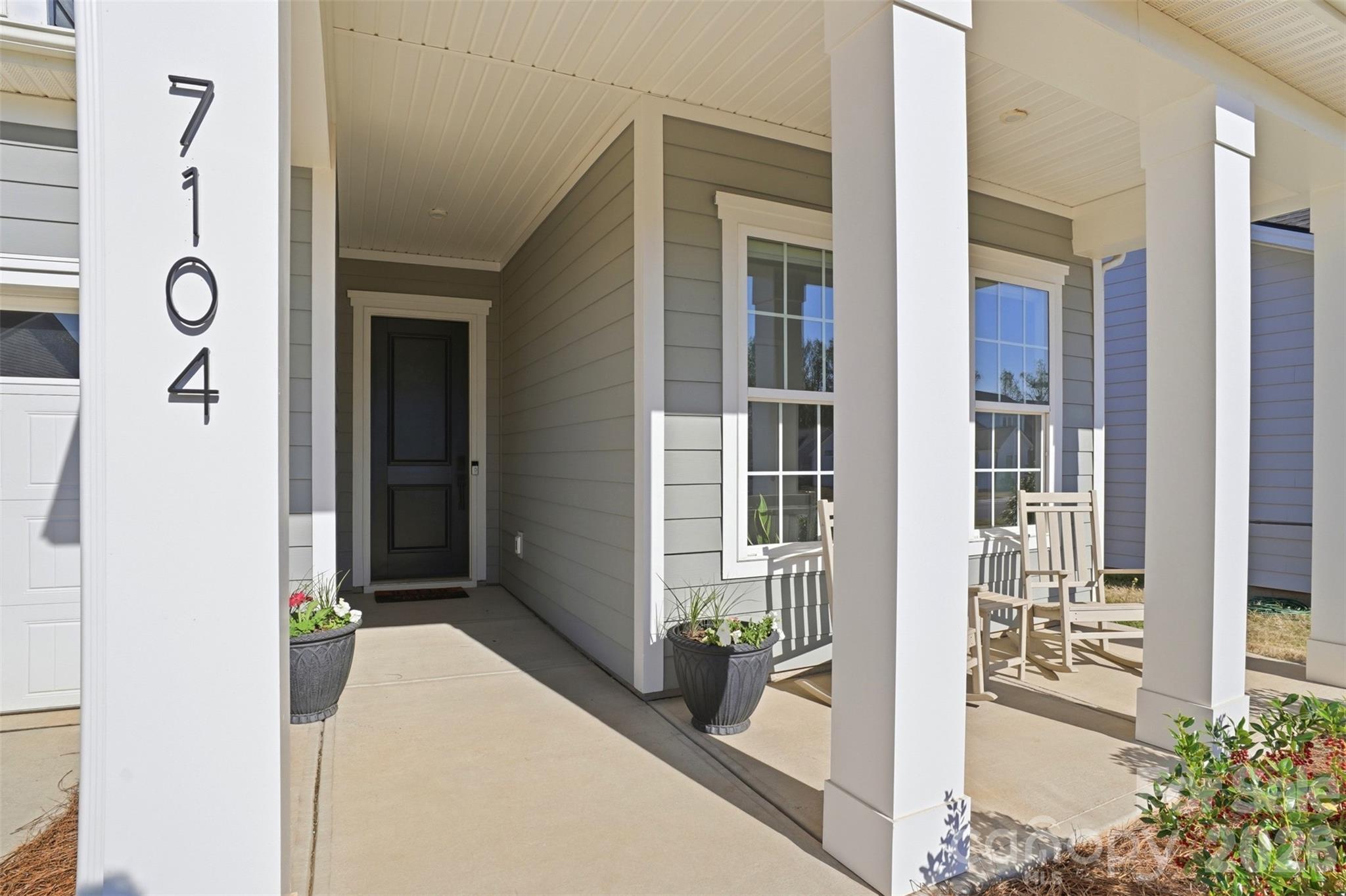 Photo 2 of 7104 Wayfarer Drive, Charlotte, NC