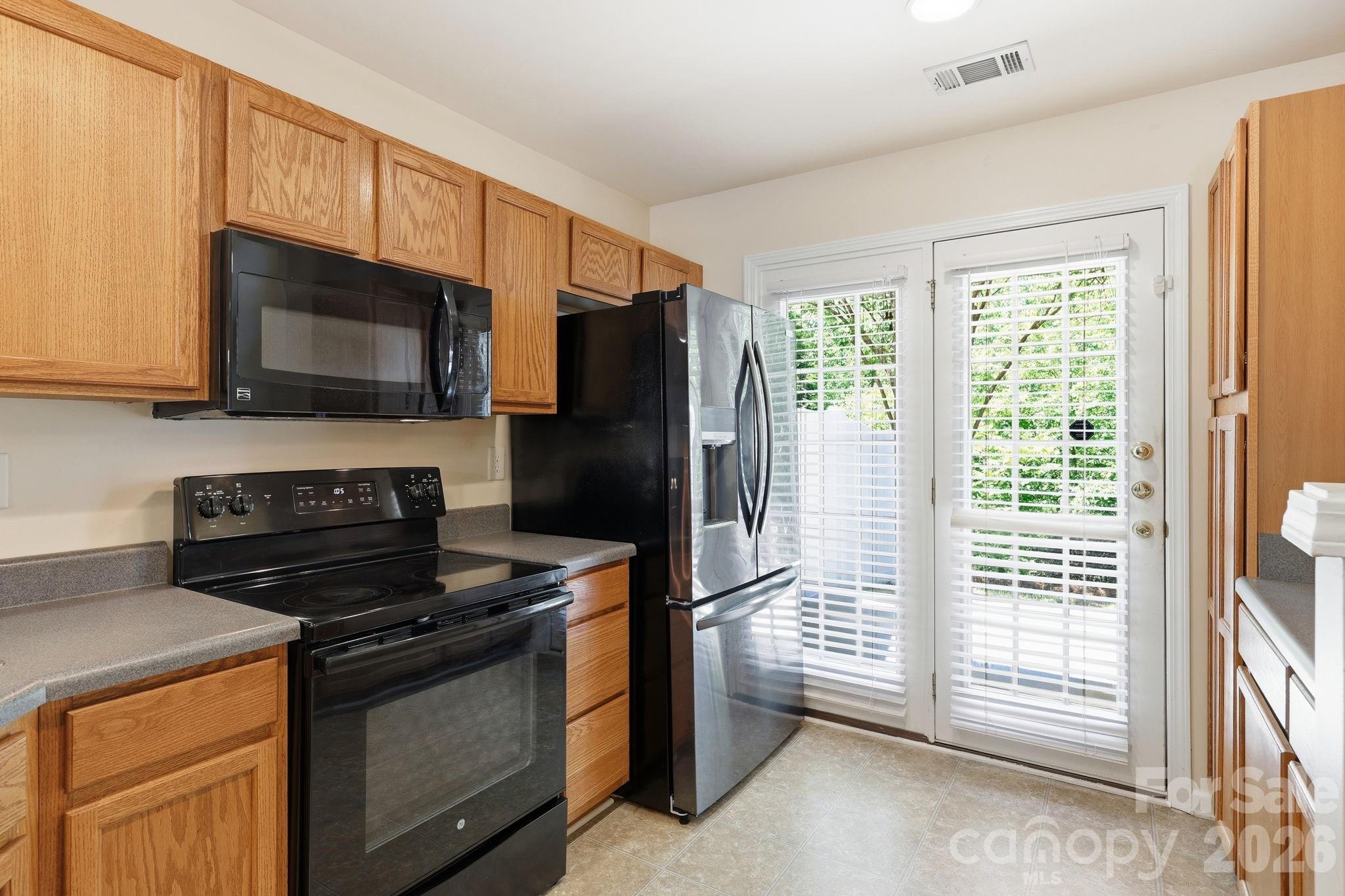 2548 Brackley Place NW, Concord, NC - photo 5 of 48