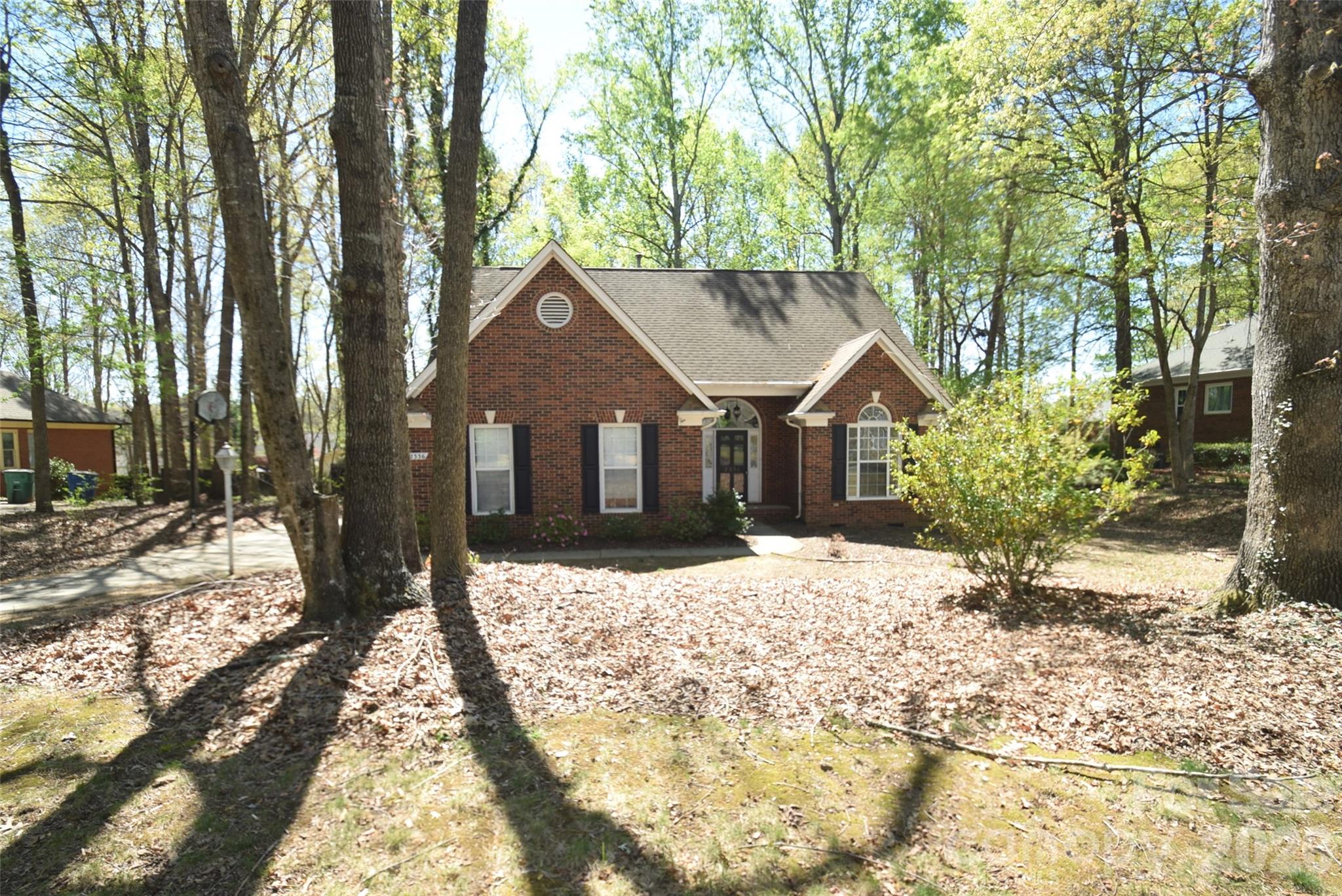 2336 Mill House Lane, Matthews, NC