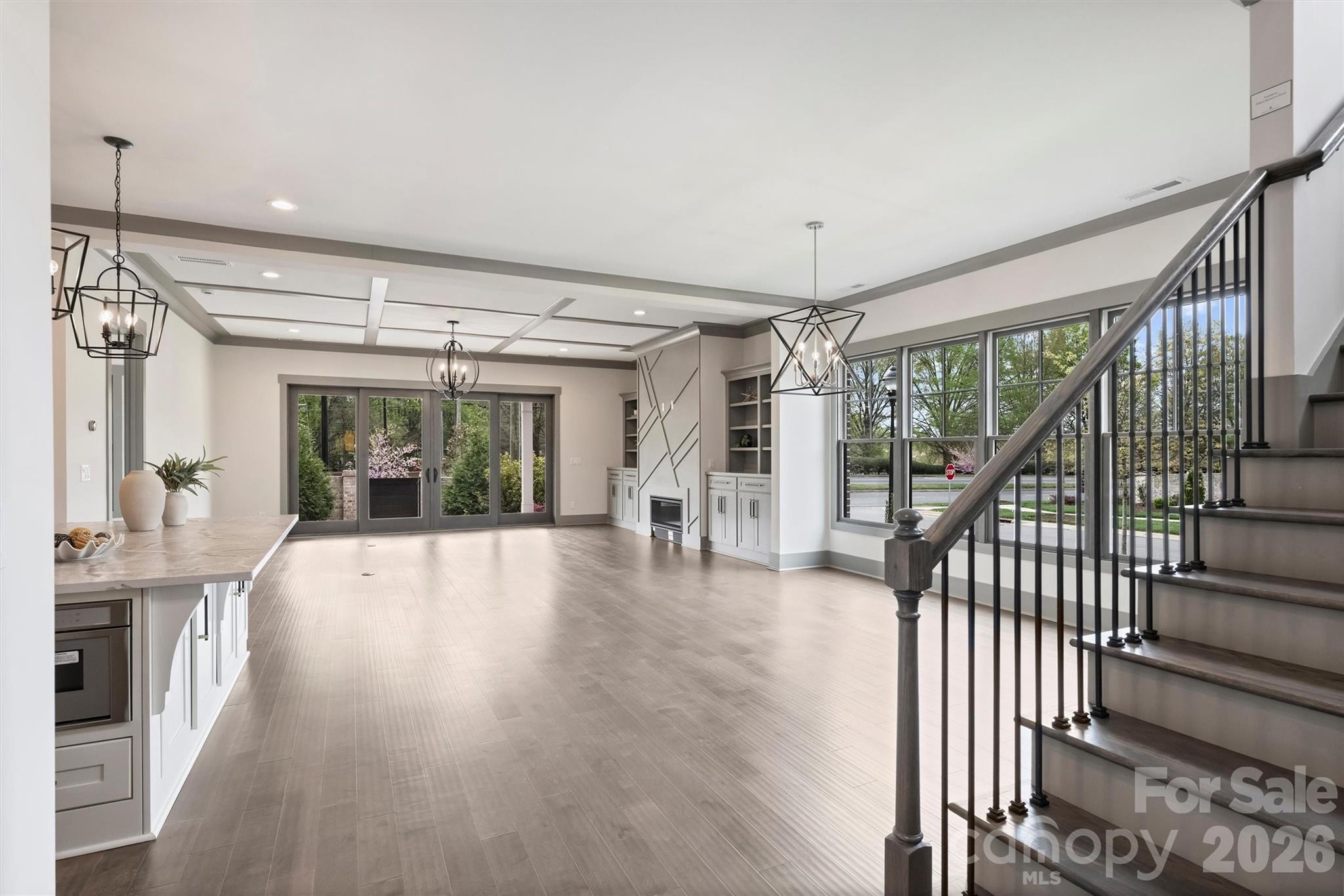 8159 Fairview Road, Charlotte, NC - photo 10 of 49