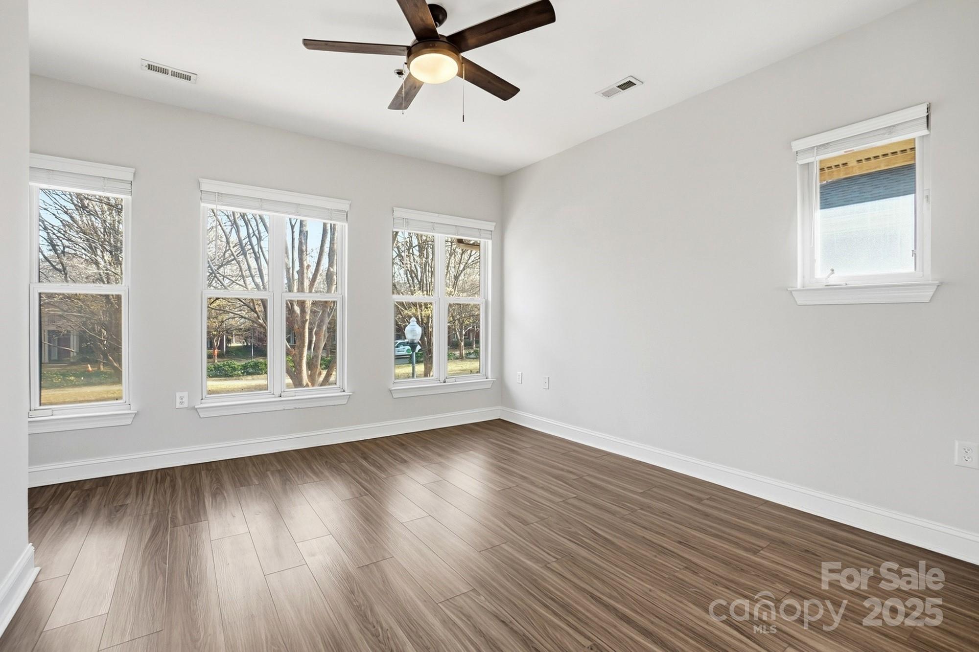 Photo 25 of 518 E 9th Street, Charlotte, NC