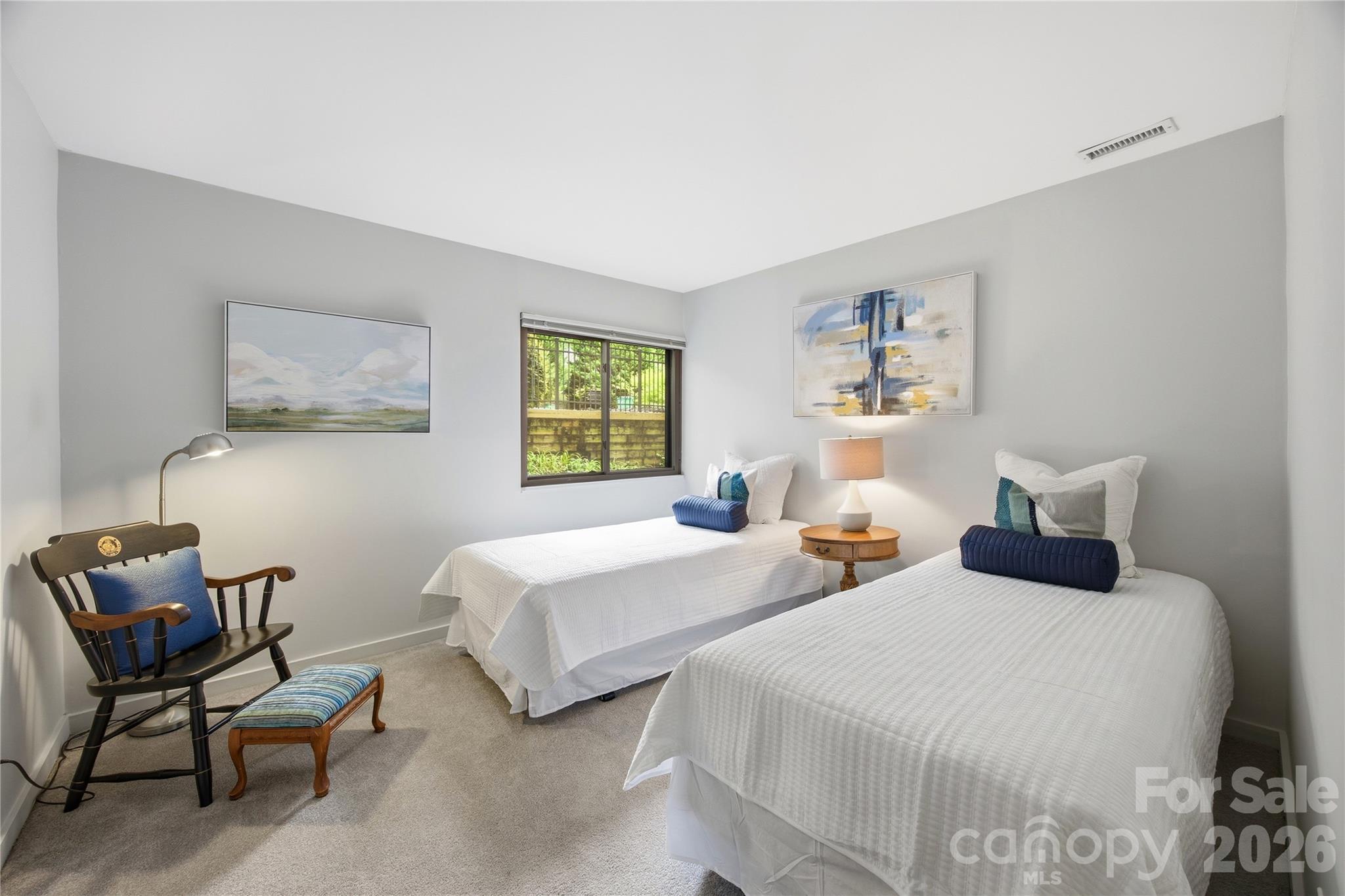 Photo 15 of 2724 Huntingtowne Farms Lane, Charlotte, NC