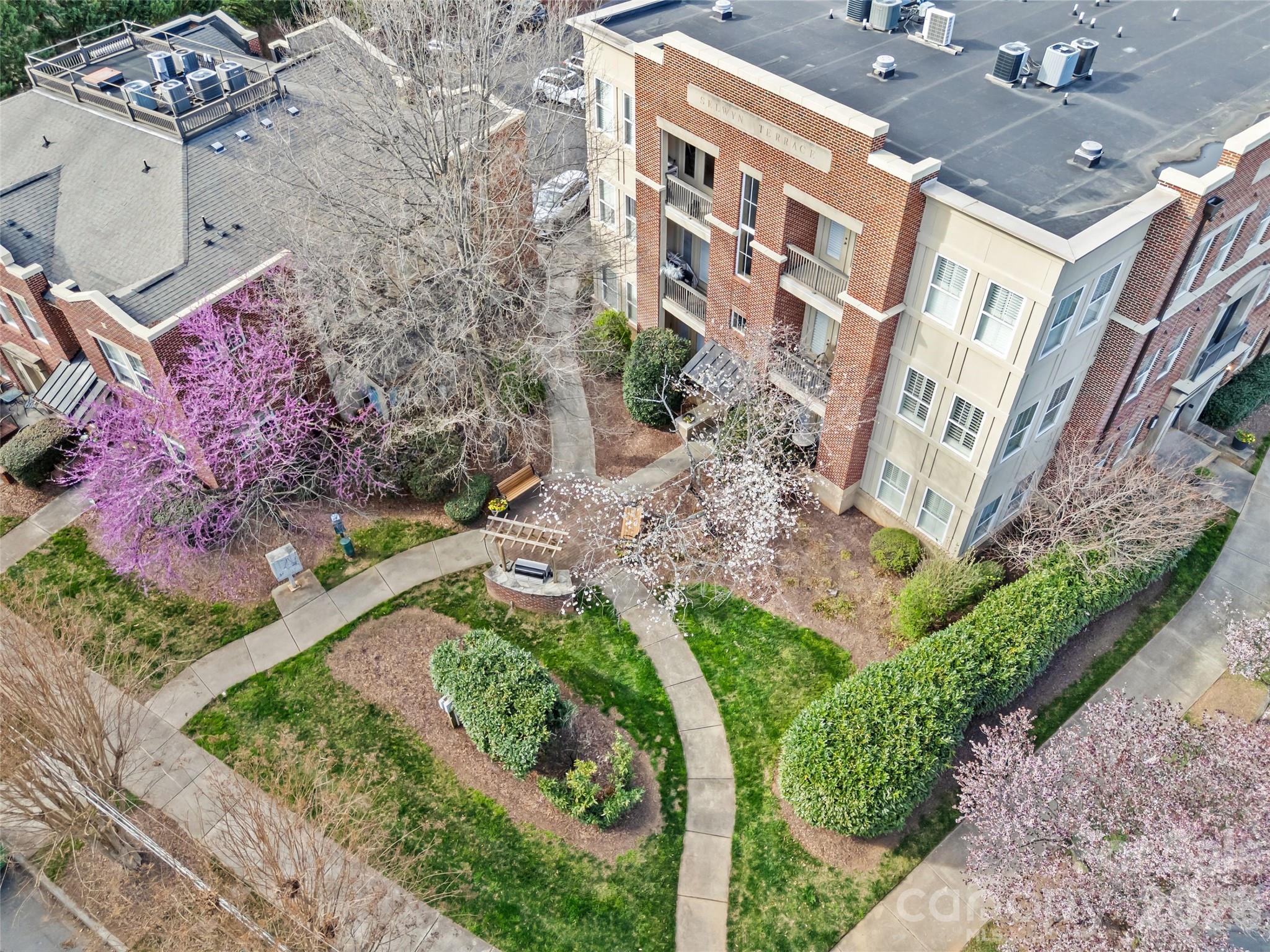 Photo 32 of 2994 Selwyn Avenue, Charlotte, NC