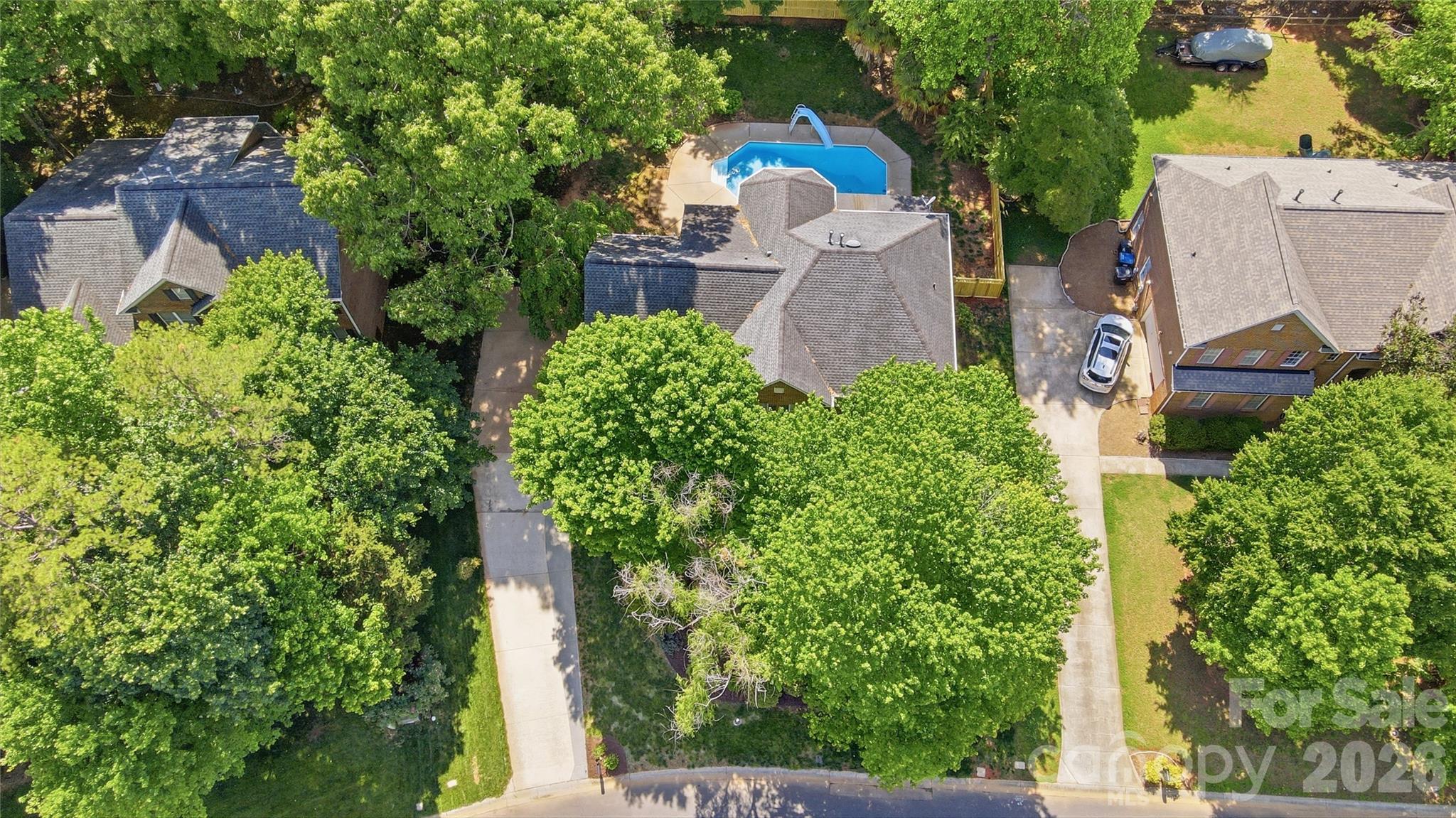 Photo 3 of 7126 Weddington Brook Drive, Matthews, NC