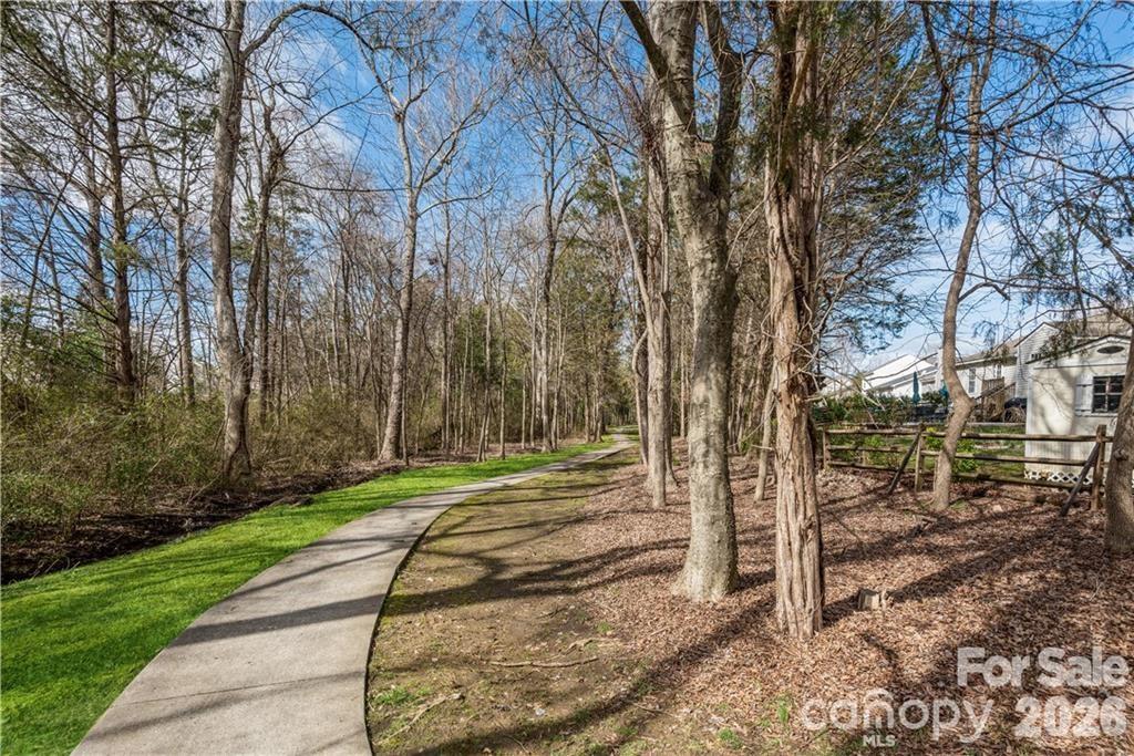 Photo 48 of 4313 Bubbling Brook Court, Charlotte, NC
