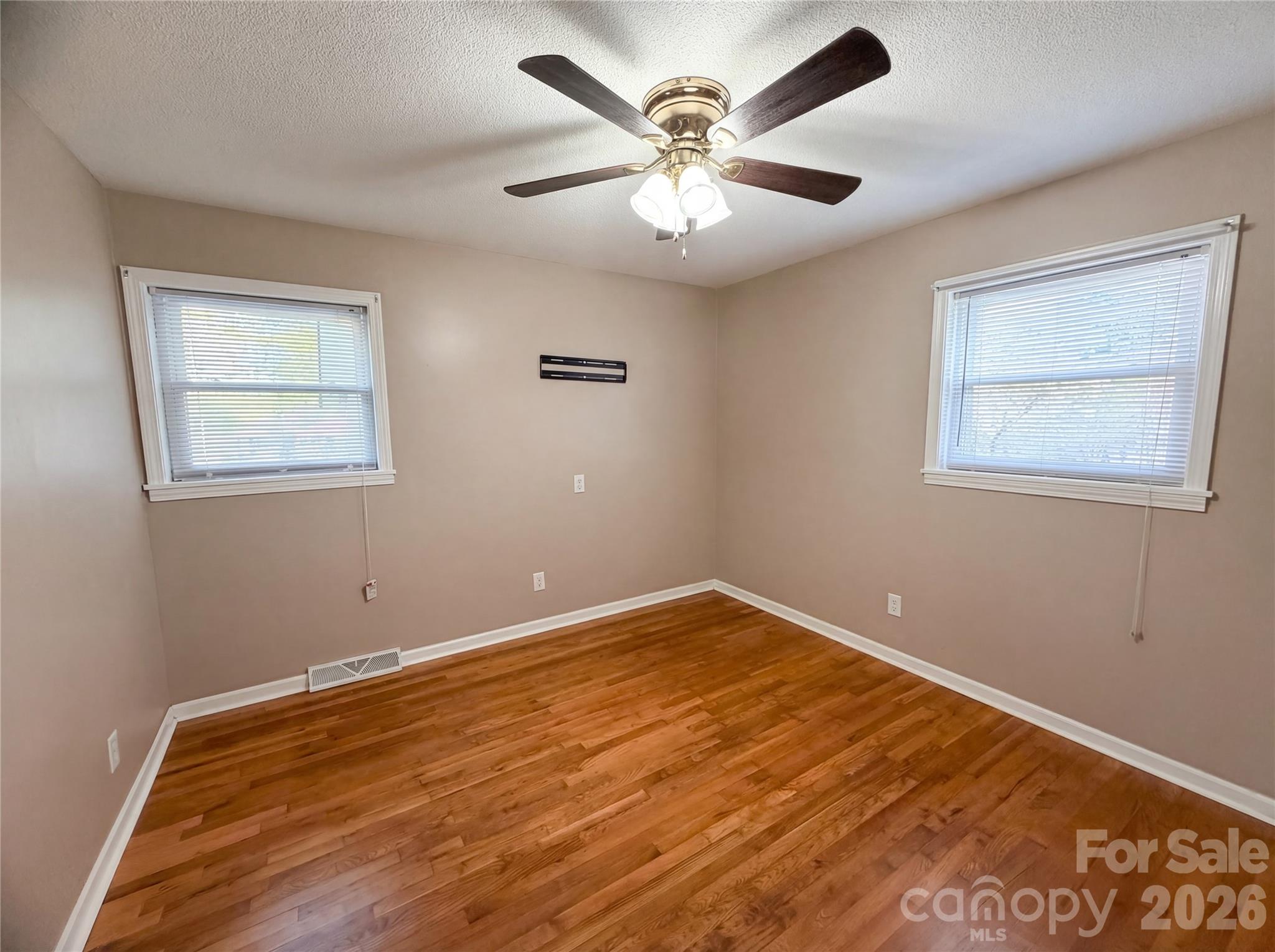 290 Salem Avenue, Dallas, NC - photo 11 of 18