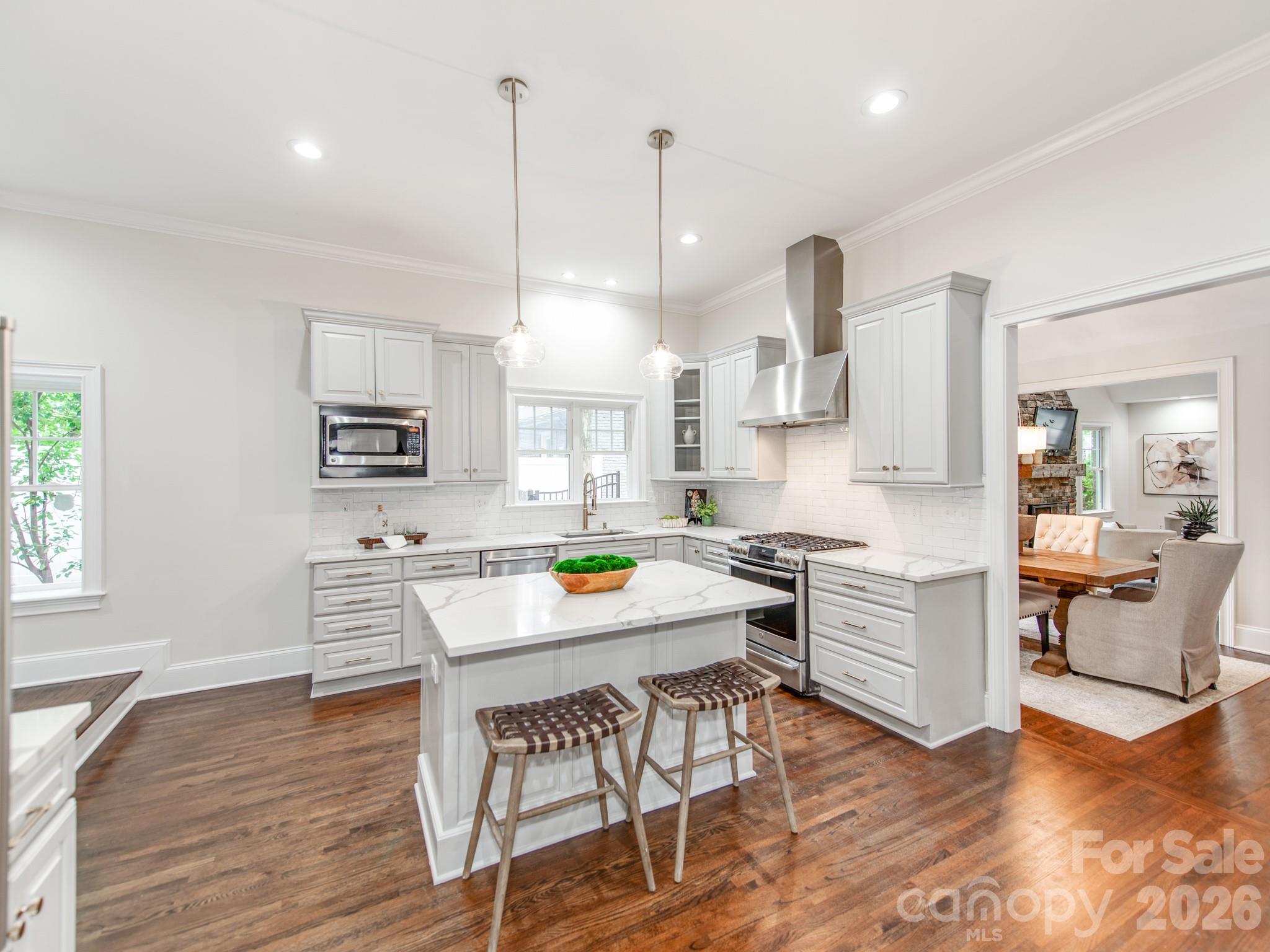 Photo 11 of 2907 Park Road, Charlotte, NC