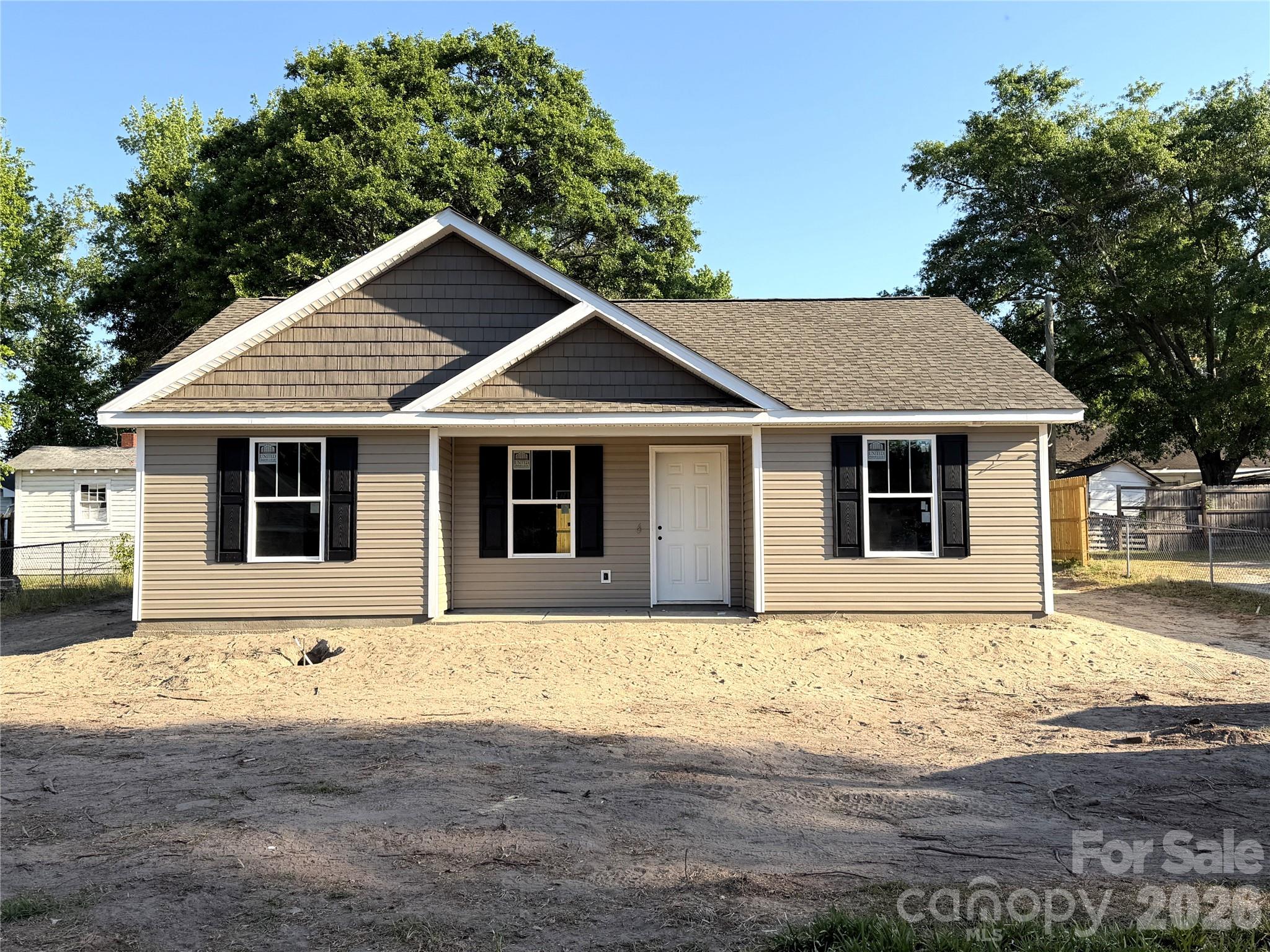 214 W 3rd Street, Kershaw, SC - photo 1 of 6