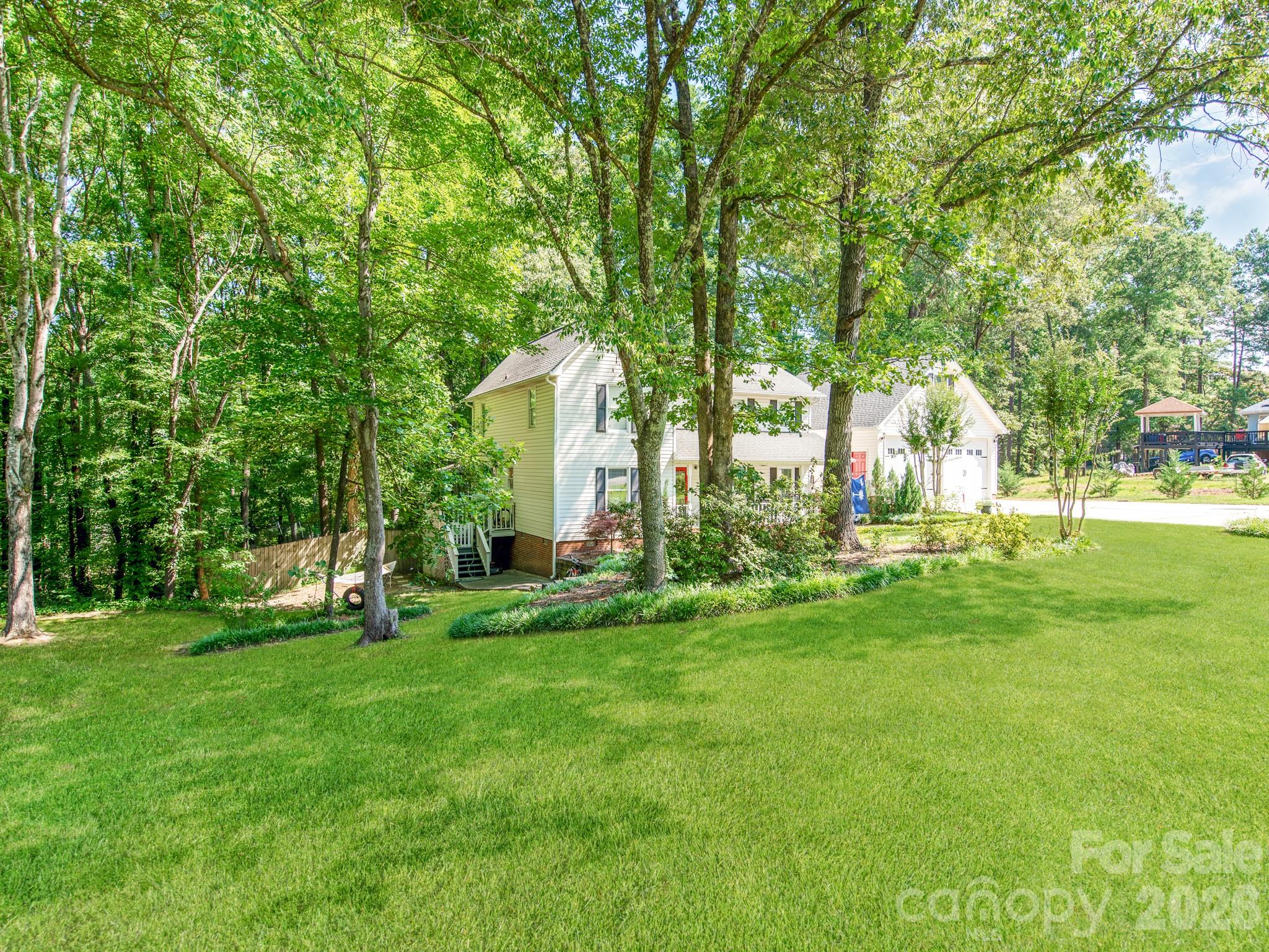 Photo 4 of 1530 Woodcroft Drive, Fort Mill, SC