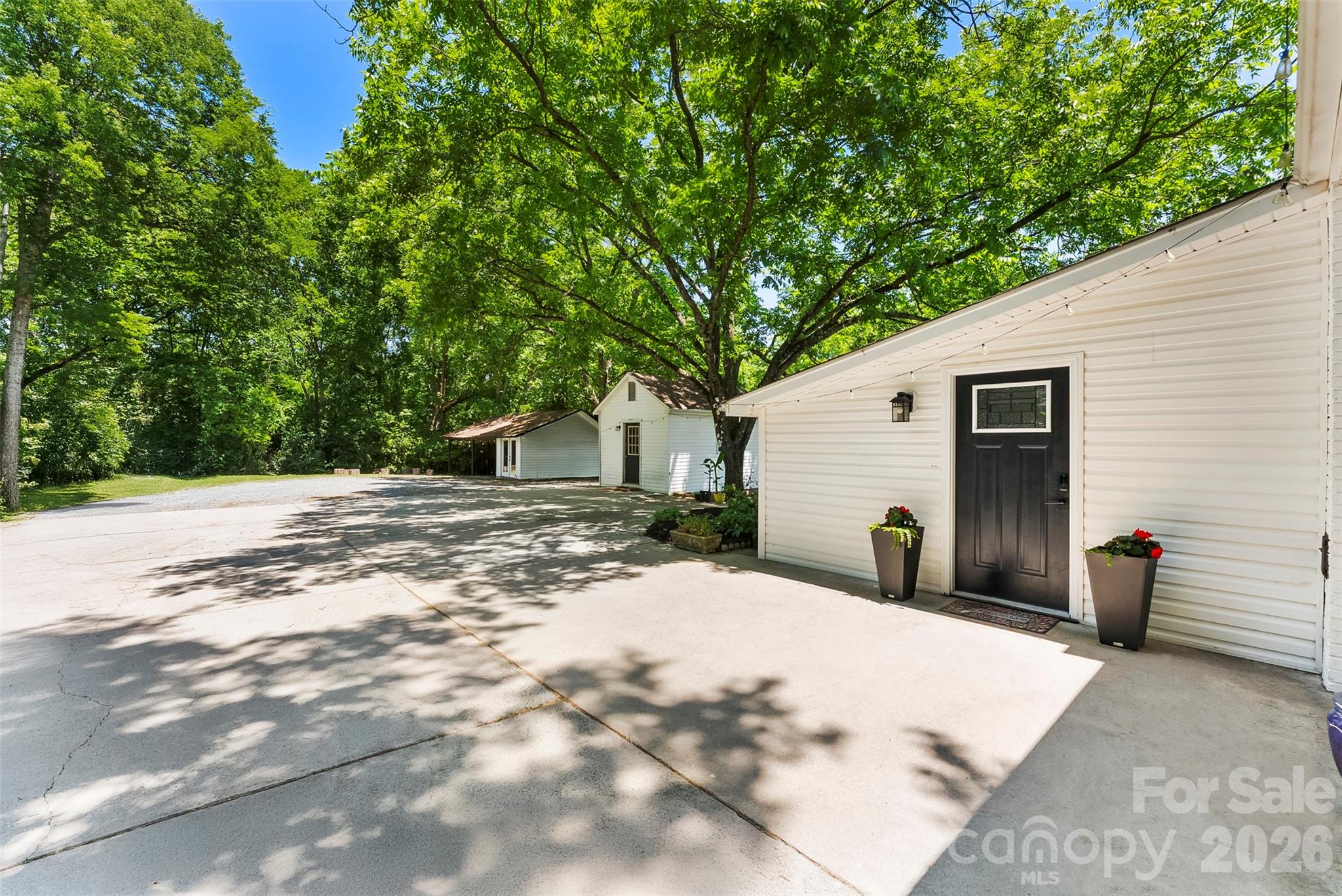 8519 E Franklin Street, Mount Pleasant, NC - photo 35 of 37