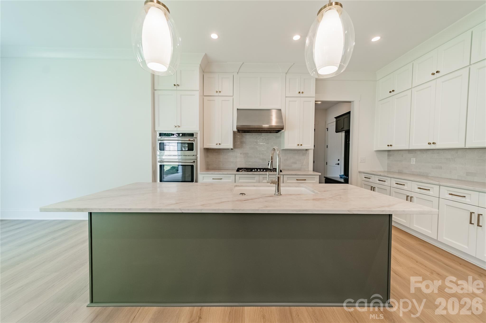 2648 Roslyn Avenue, Charlotte, NC - photo 14 of 39