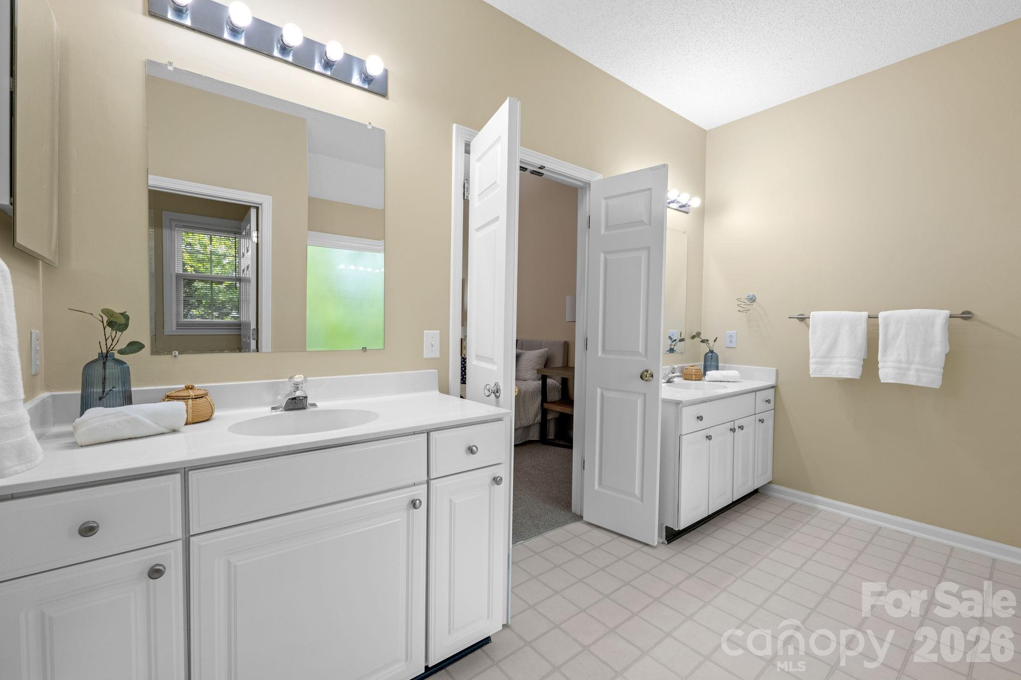 Photo 26 of 8501 Tonawanda Drive, Charlotte, NC