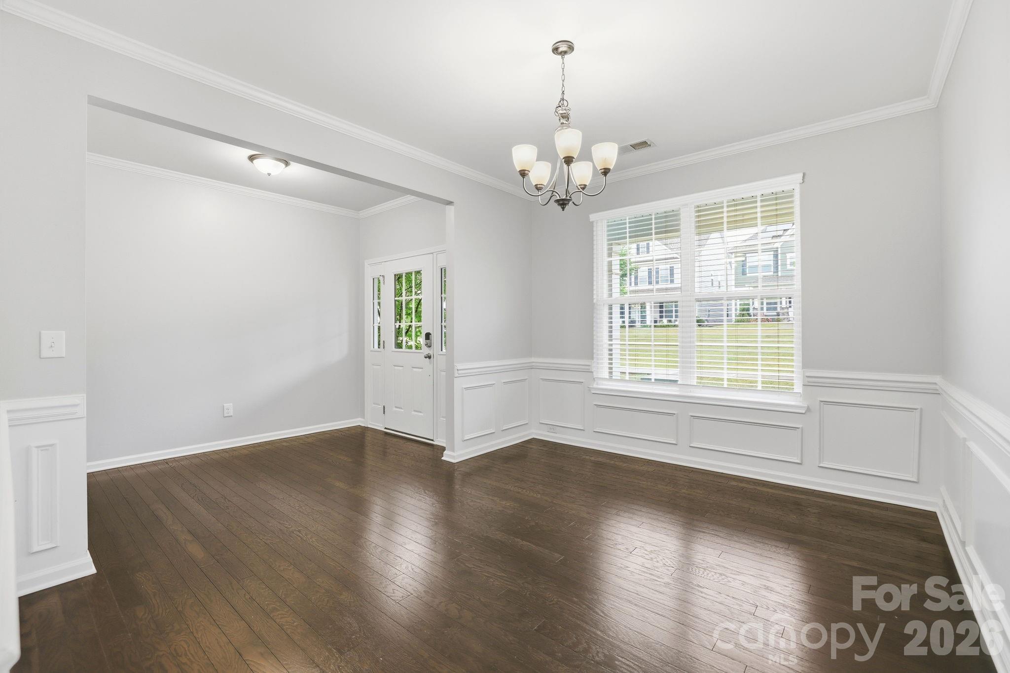 Photo 5 of 8123 Cornhill Avenue, Charlotte, NC