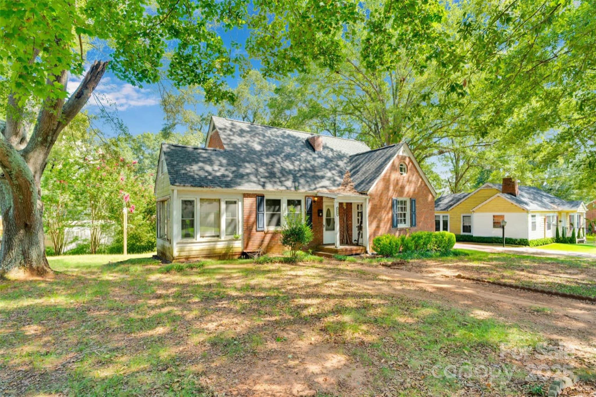 Photo 3 of 409 Gold Street, Shelby, NC