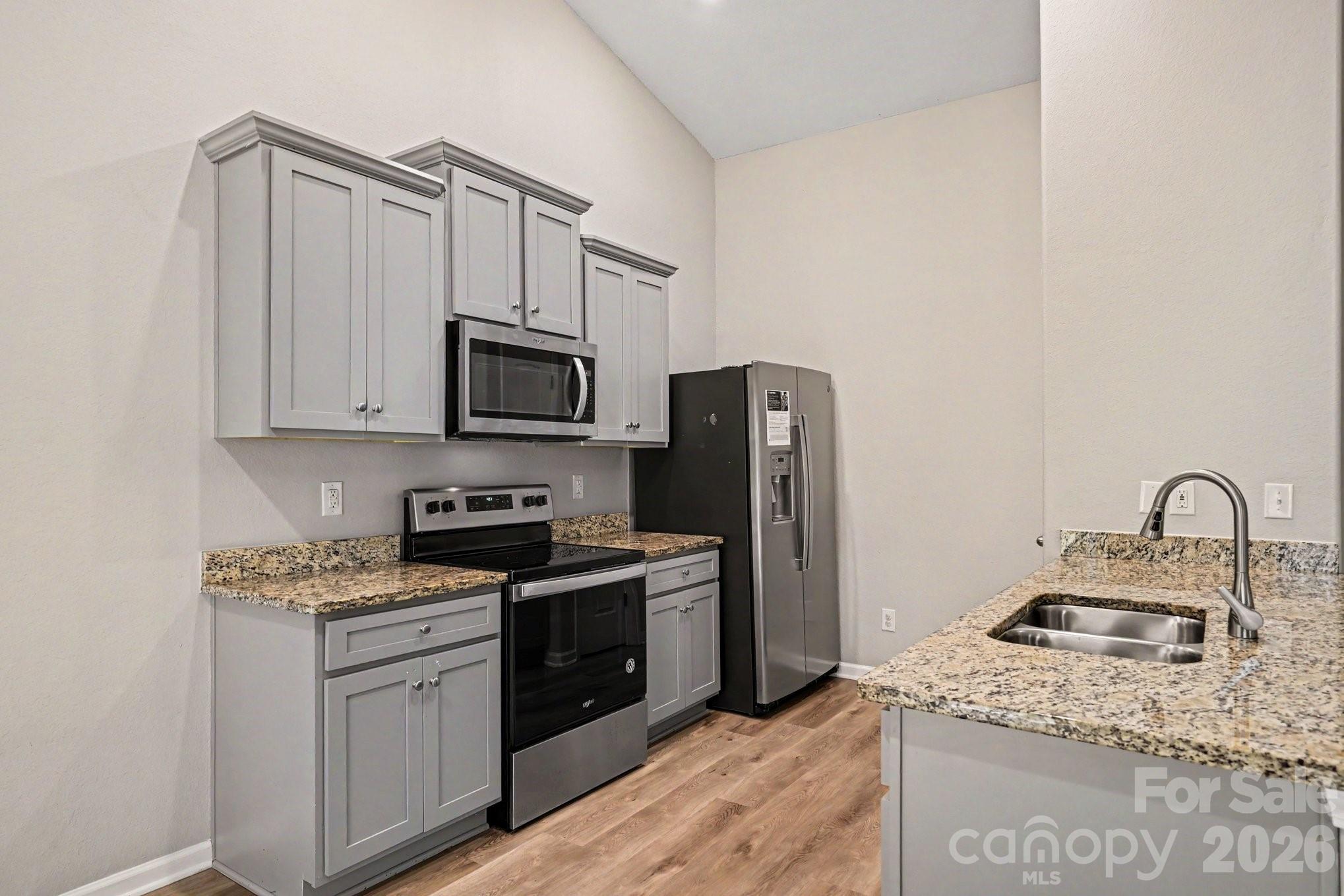 Photo 4 of 1029 Culver Spring Way, Charlotte, NC
