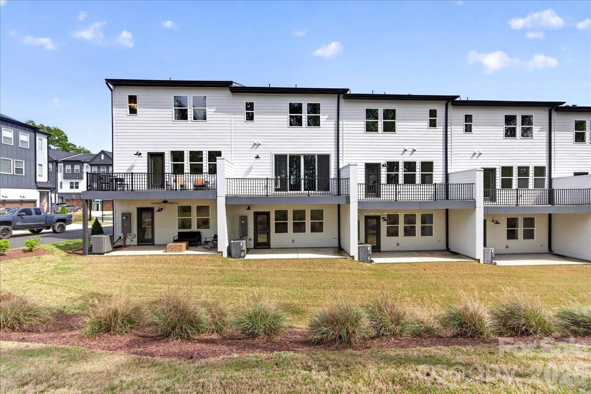 Photo 40 of 7933 Cedarsmith Court, Charlotte, NC