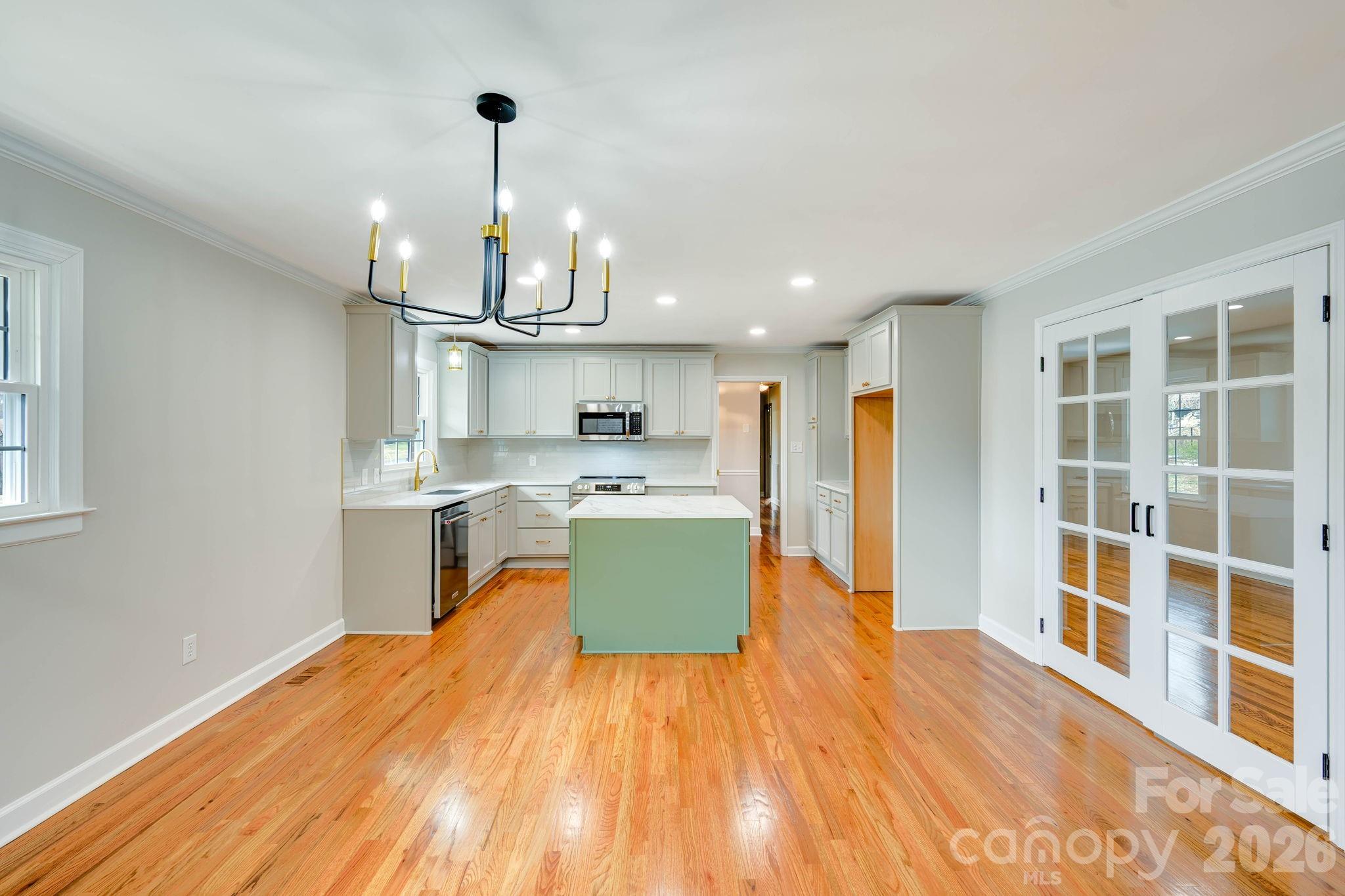 Photo 3 of 110 Scottsmoor Drive, Charlotte, NC