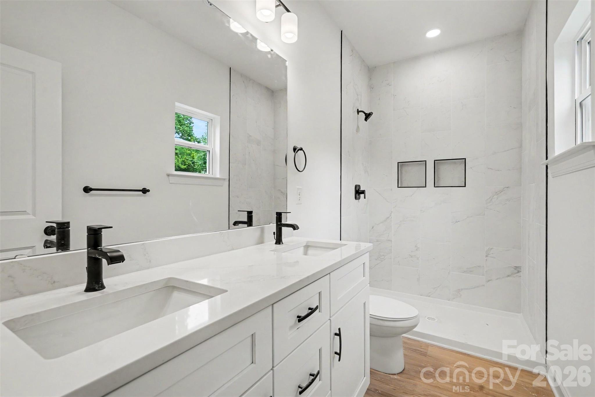 Home for sale at 327 Whispering Pines Drive, Charlotte, NC — photo 17 of 26