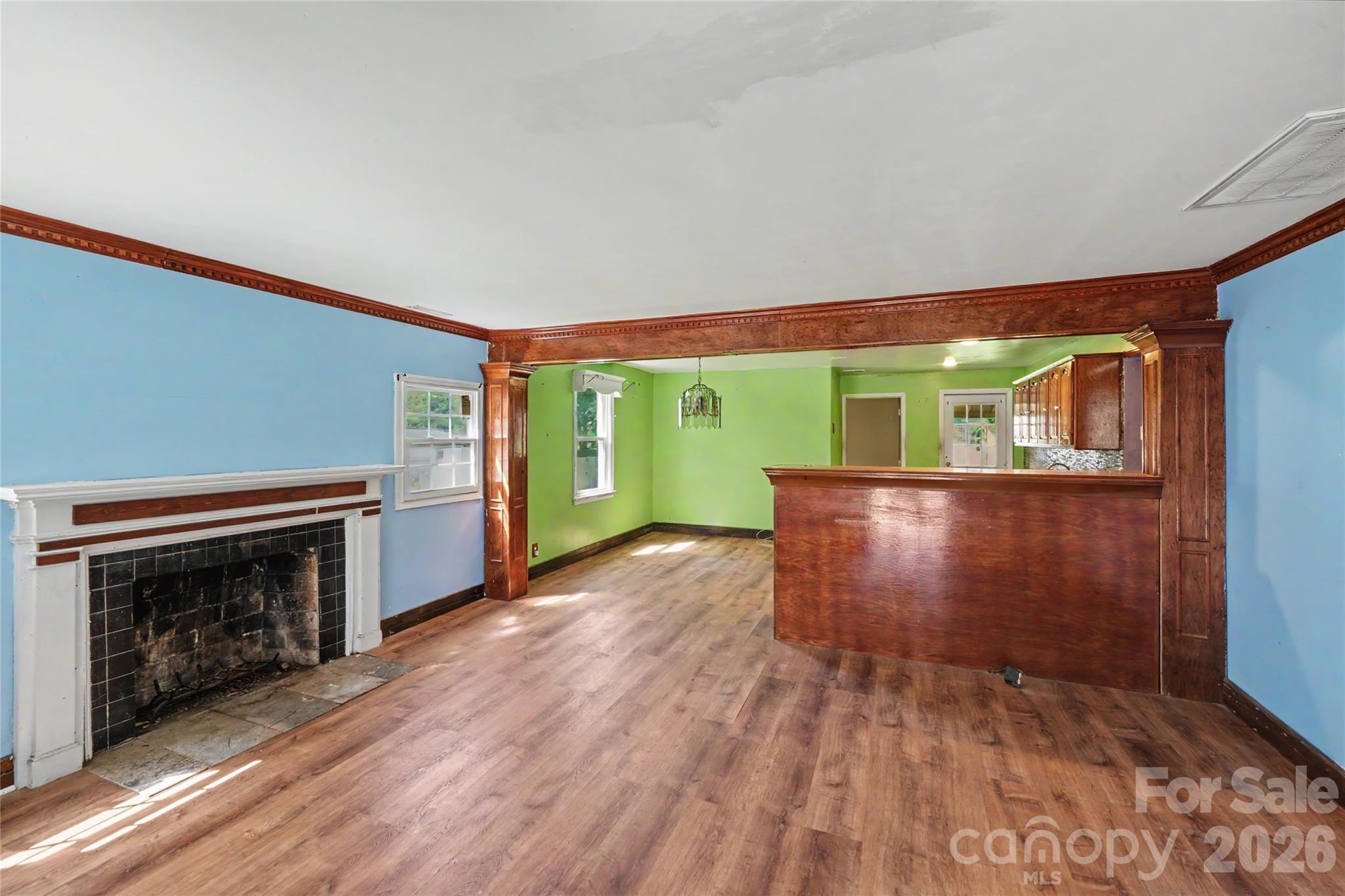 Photo 7 of 1212 Meadow Lane Lane, Charlotte, NC