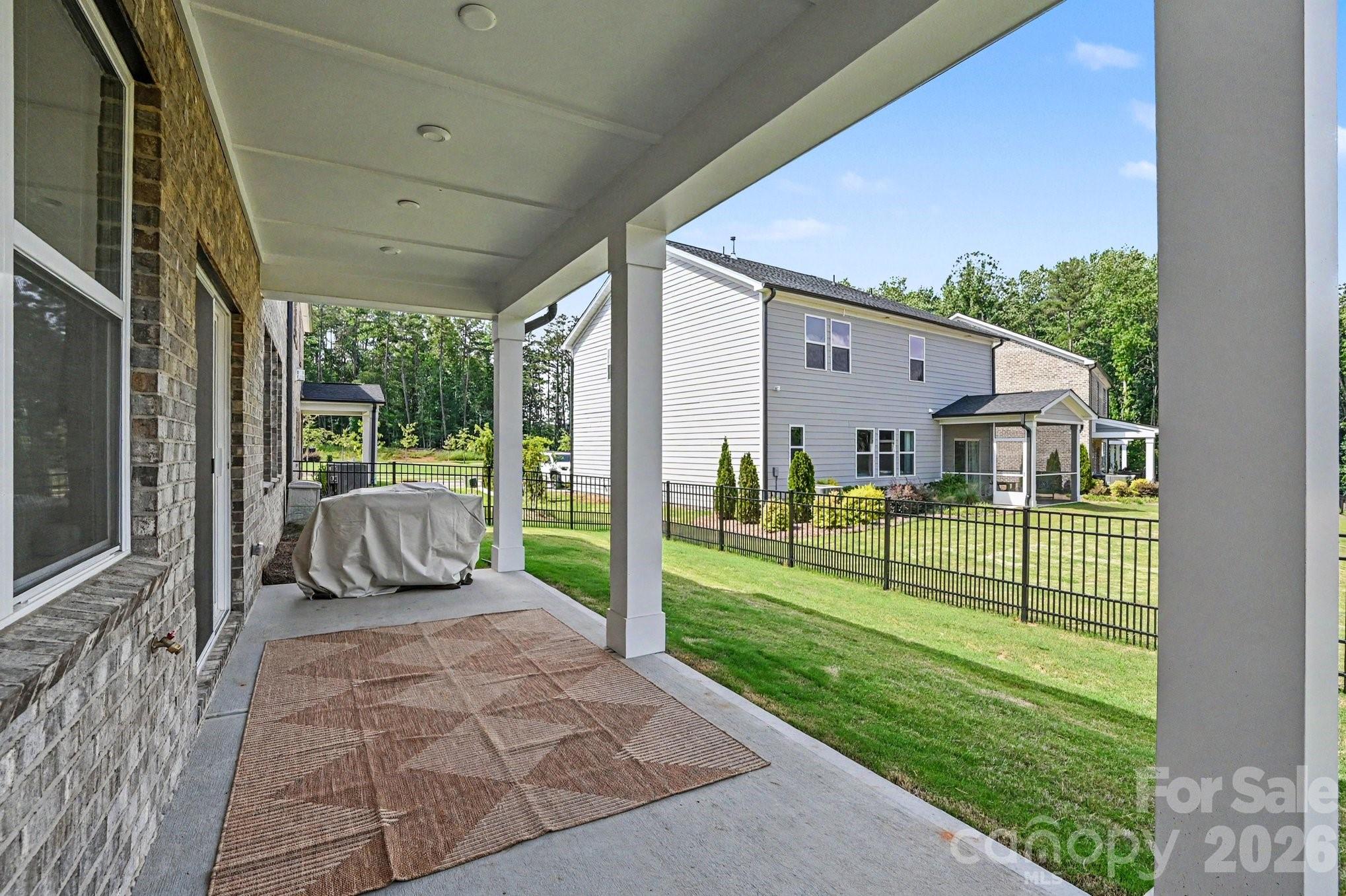 Photo 23 of 8230 Franklin Trail Street, Charlotte, NC