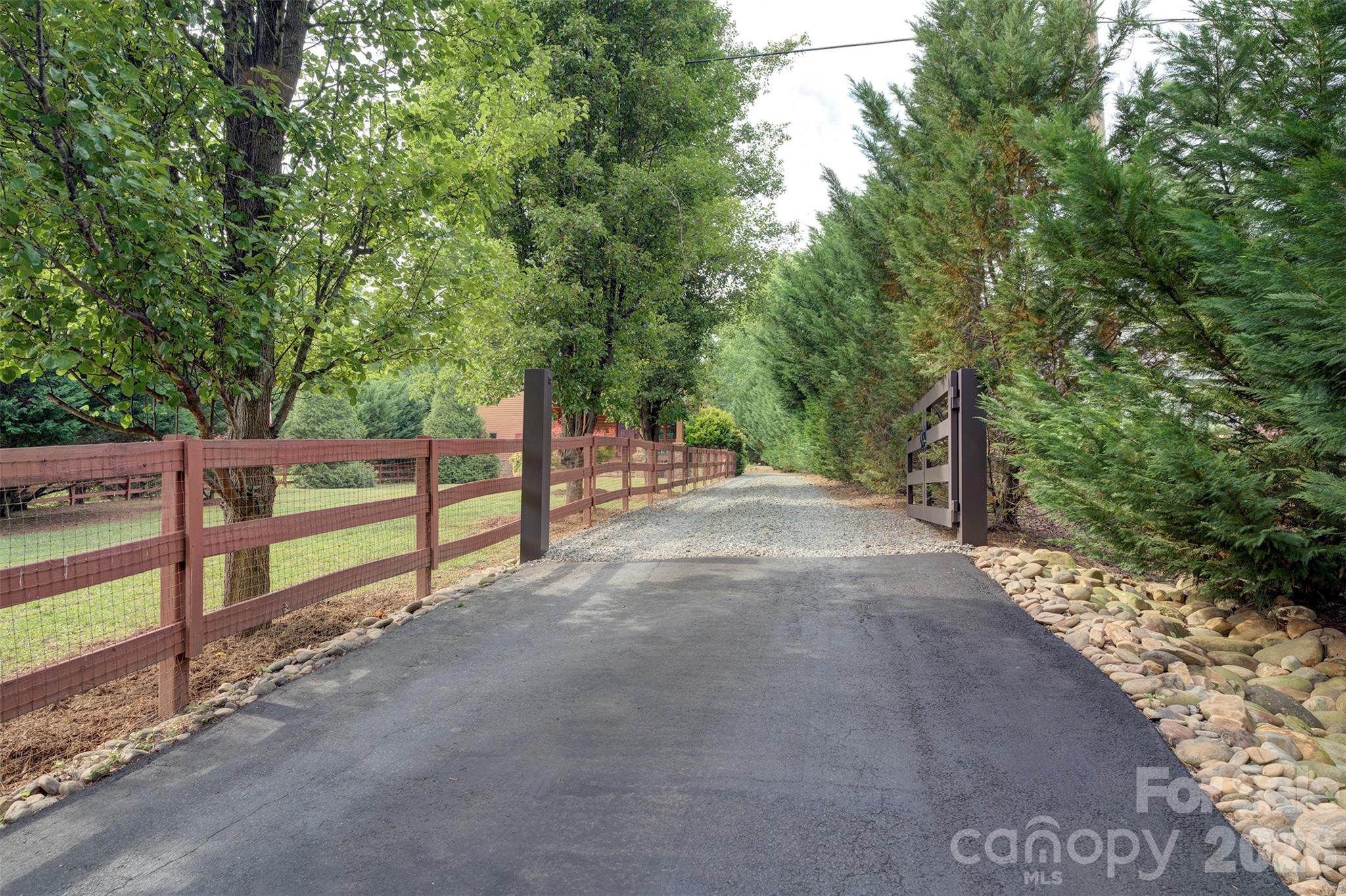 15425 E Rocky River Road, Davidson, NC - photo 25 of 38