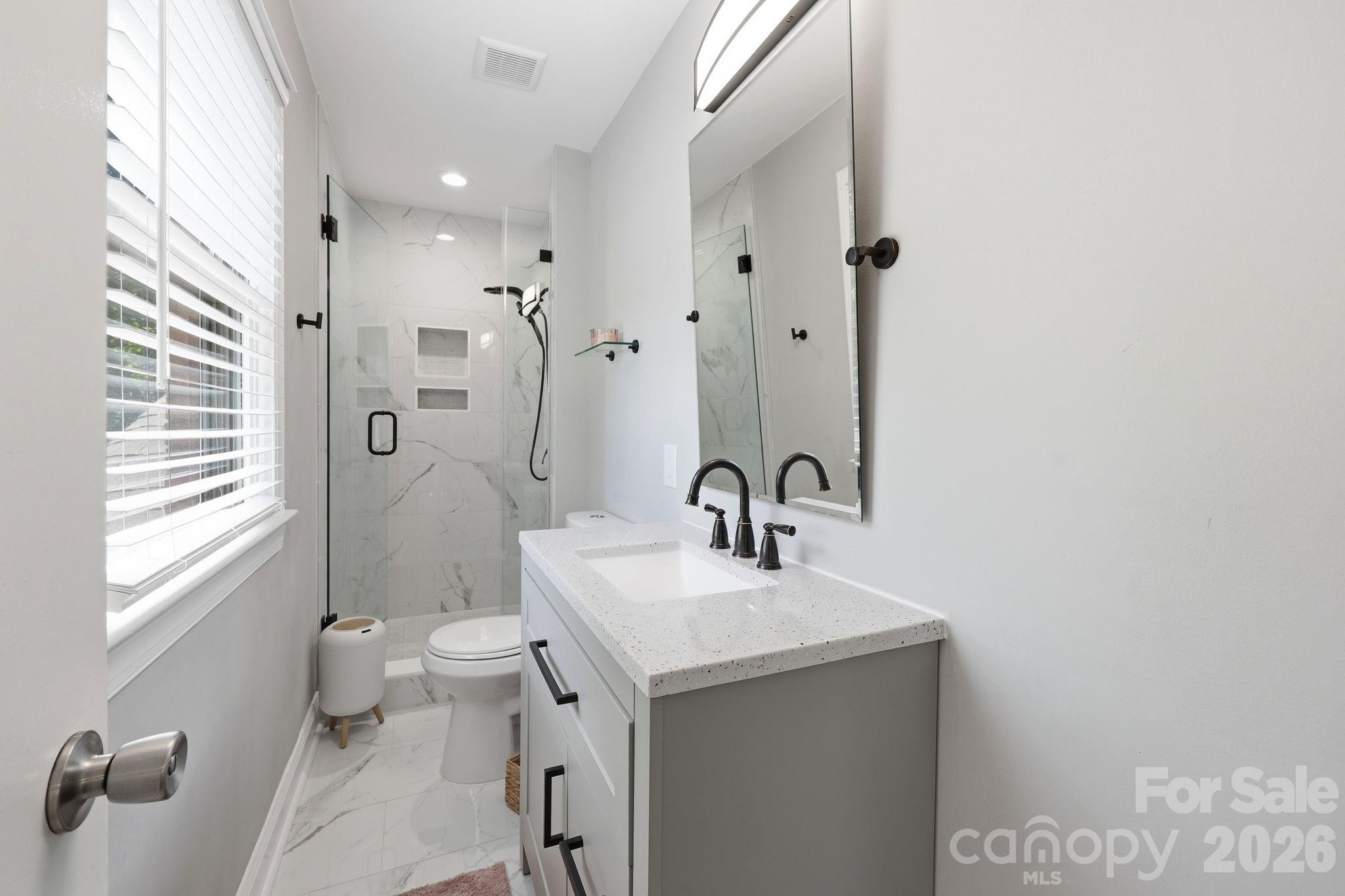 Photo 16 of 6621 Fair Lawn Road, Charlotte, NC