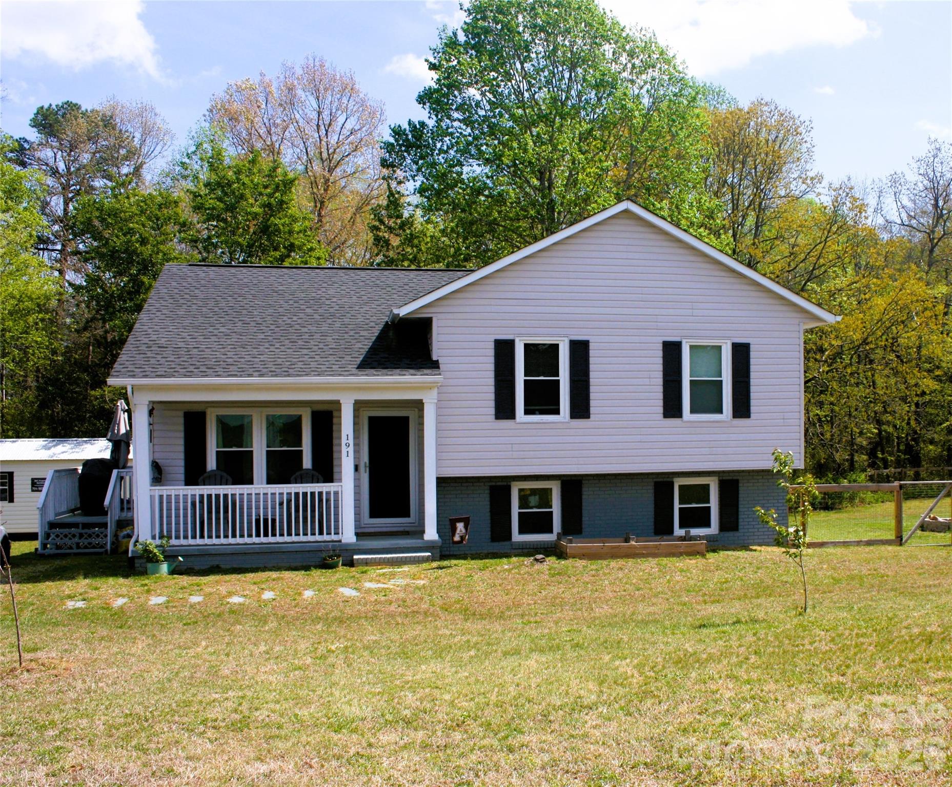 191 Celeste Eufola Road, Statesville, NC