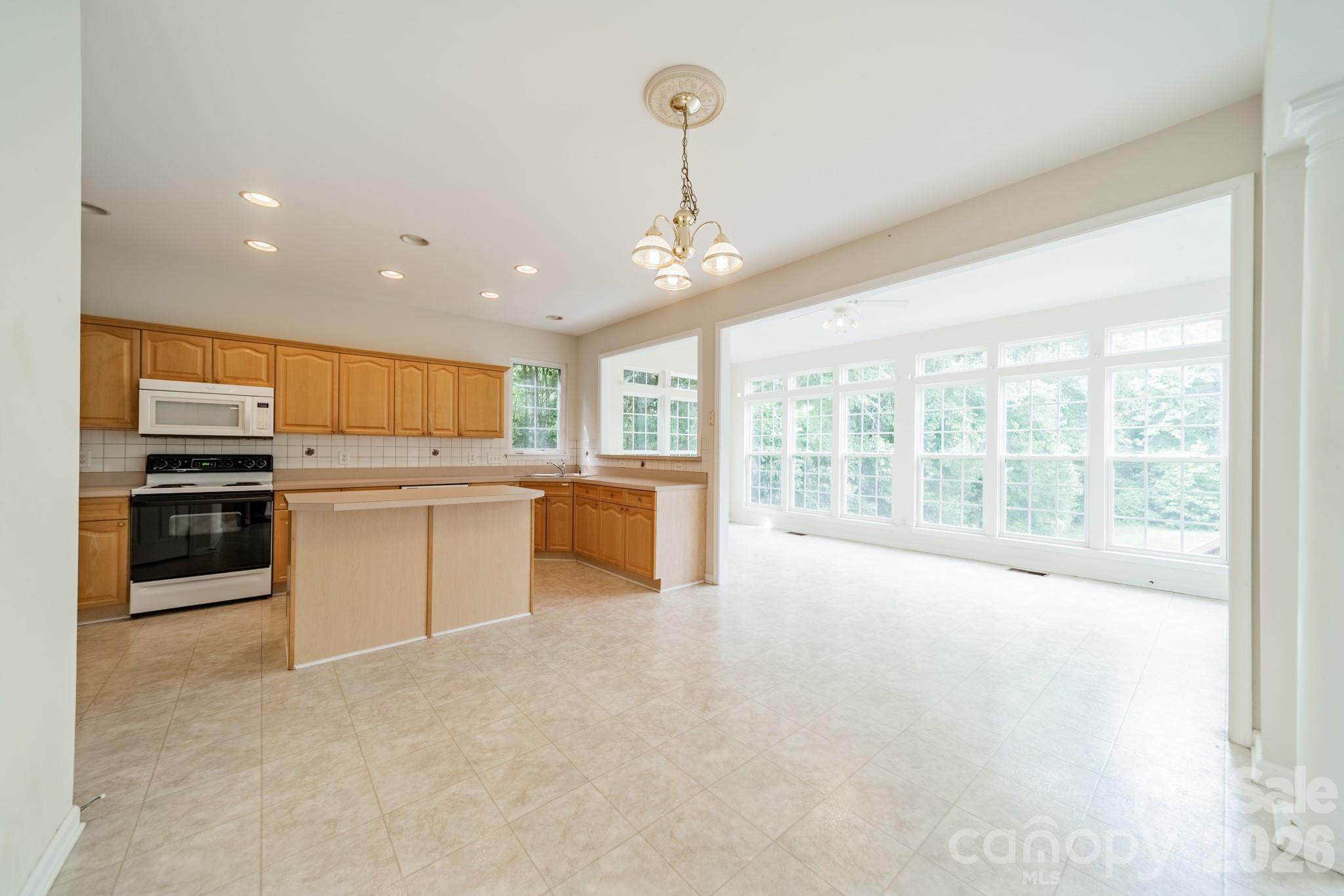 Photo 14 of 10805 Wilklee Drive, Charlotte, NC