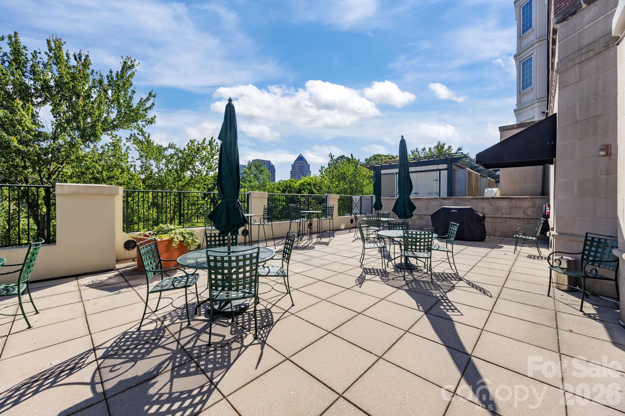 Photo 35 of 300 W 5th Street809, Charlotte, NC