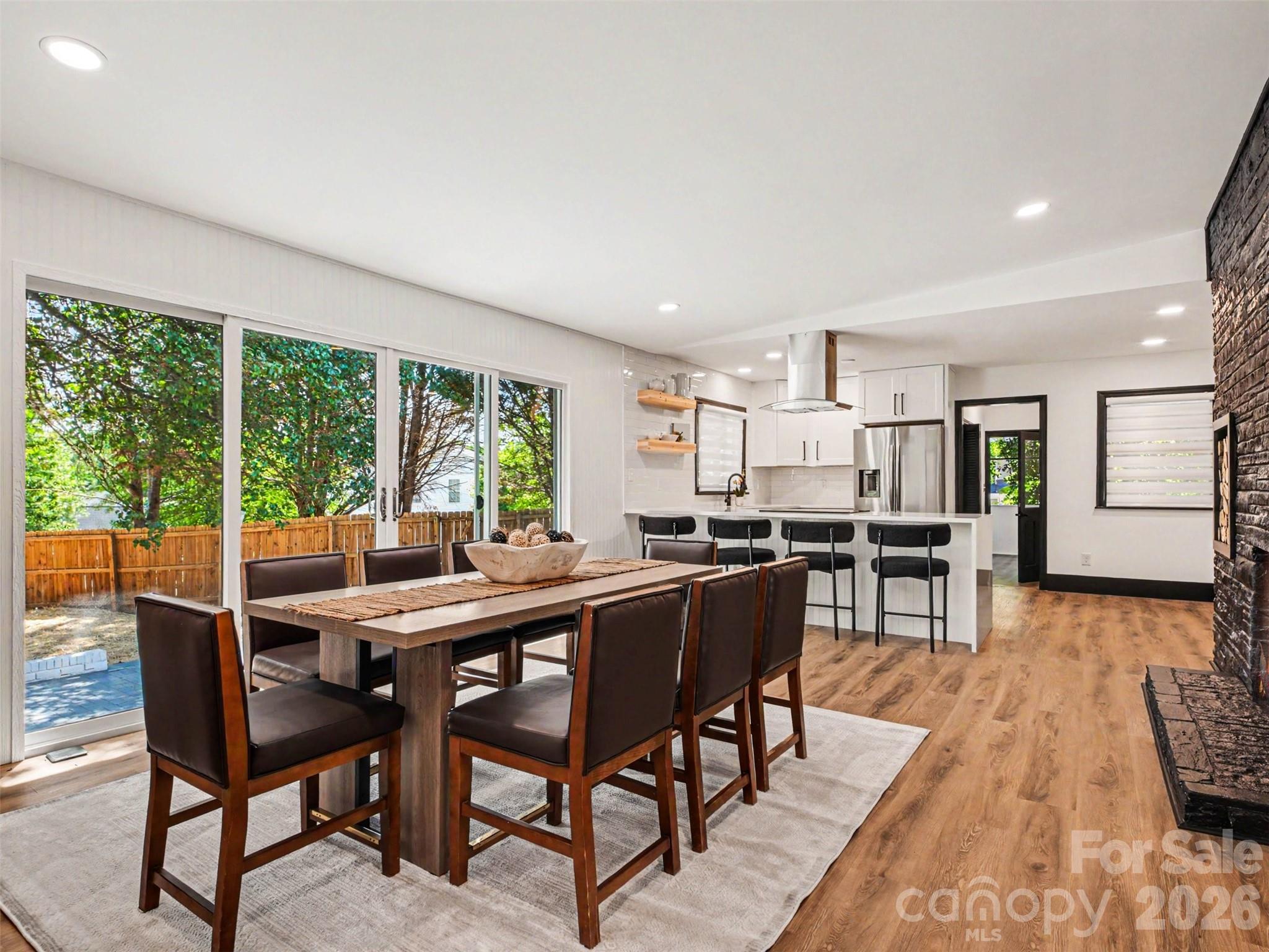 Photo 18 of 1831 Elizabeth Oaks Avenue, Charlotte, NC