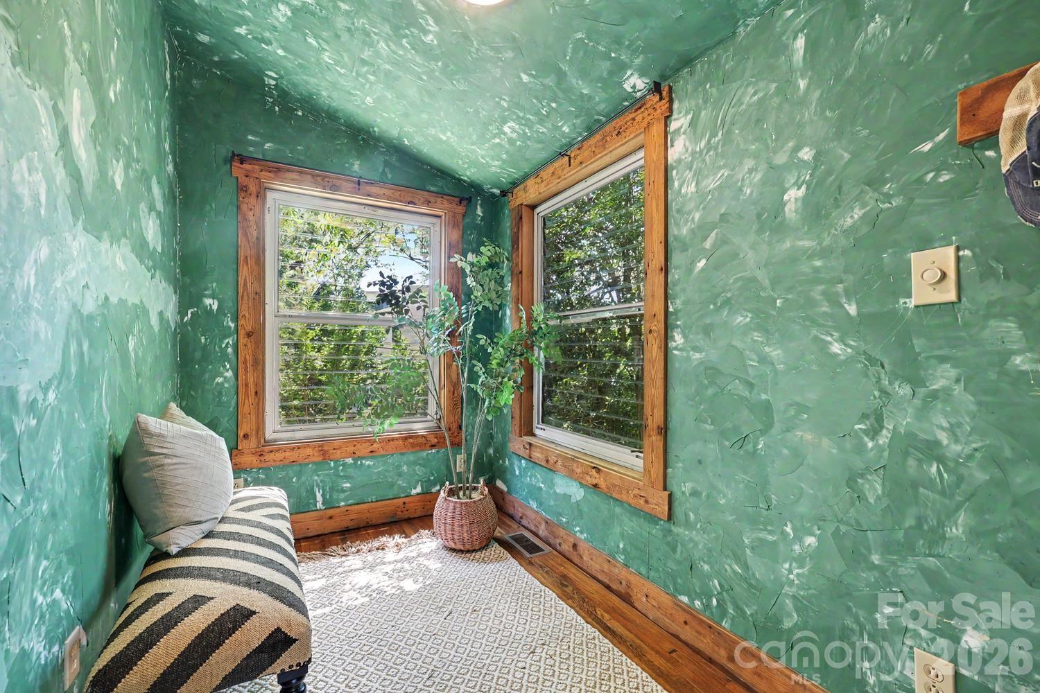 Photo 32 of 1012 E 35th Street, Charlotte, NC
