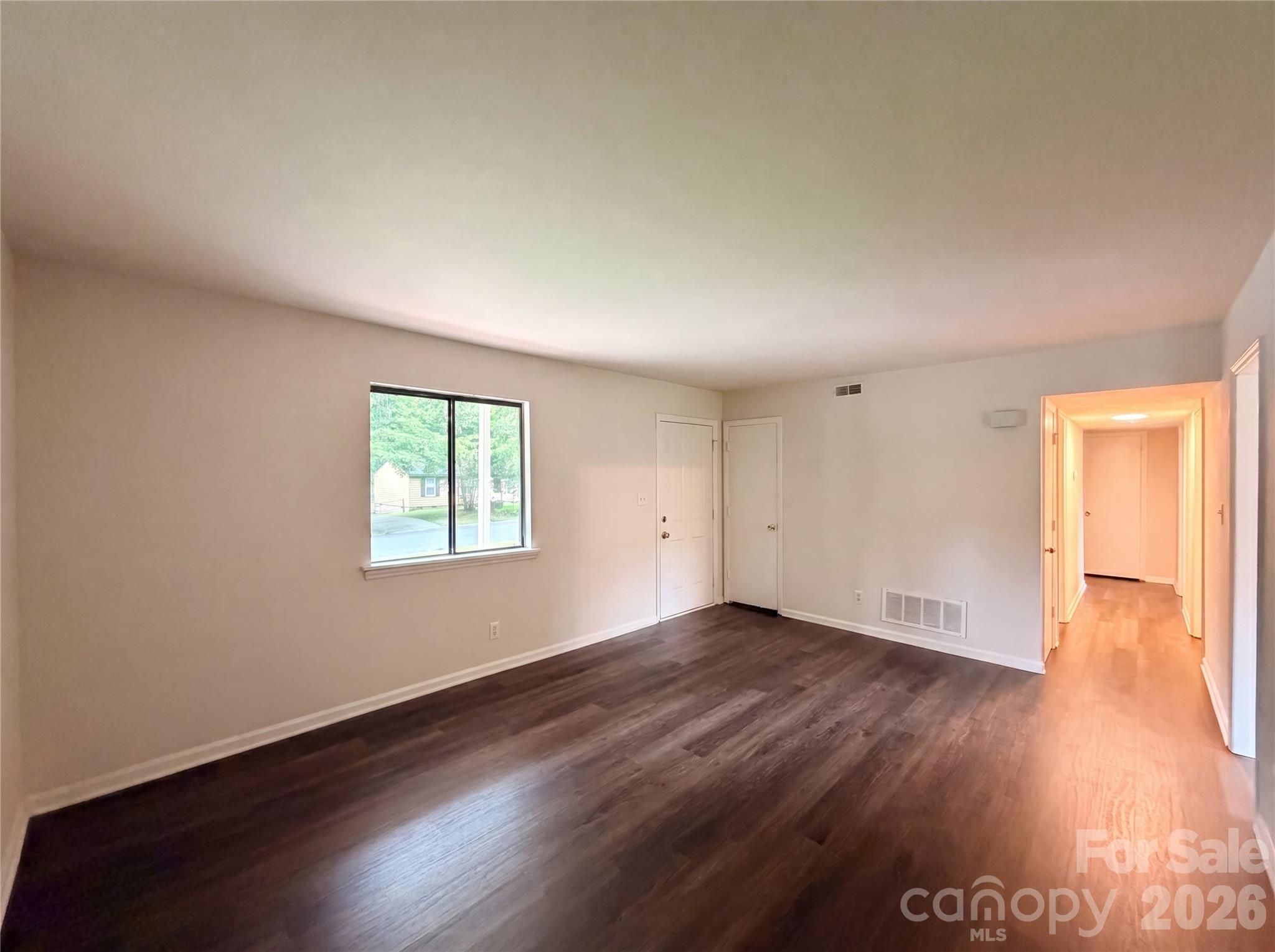 Photo 7 of 10015 Garth Wood Road, Charlotte, NC