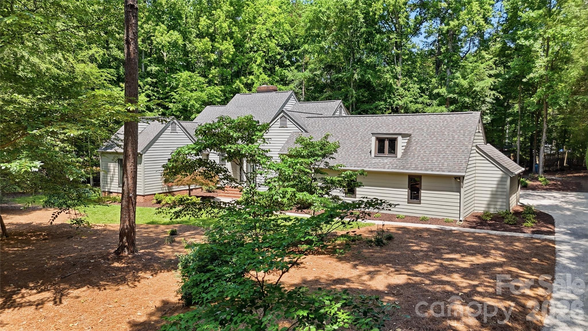 Photo 4 of 2402 Beaucatcher Lane, Charlotte, NC
