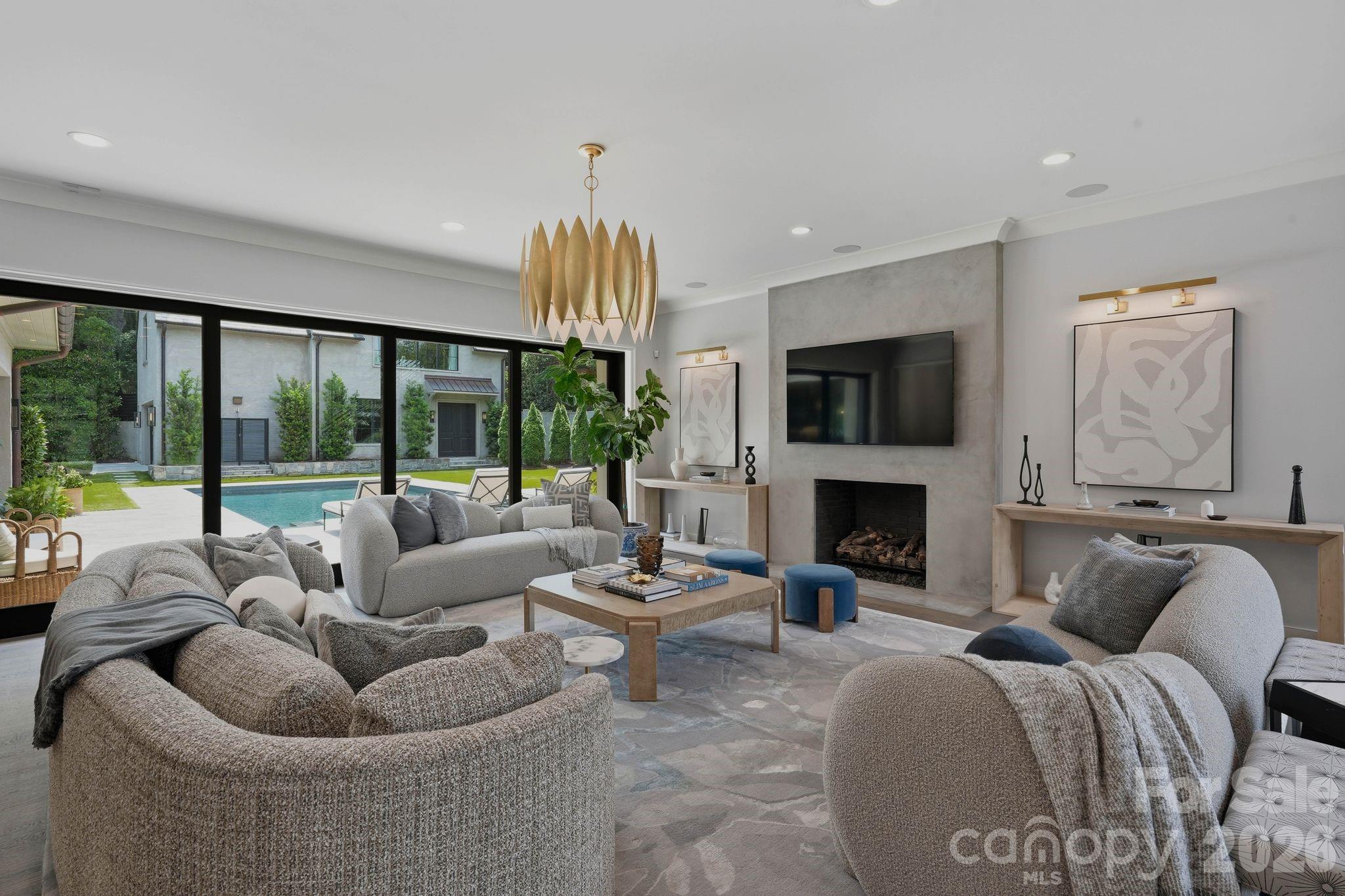 Photo 9 of 1919 Shoreham Drive, Charlotte, NC