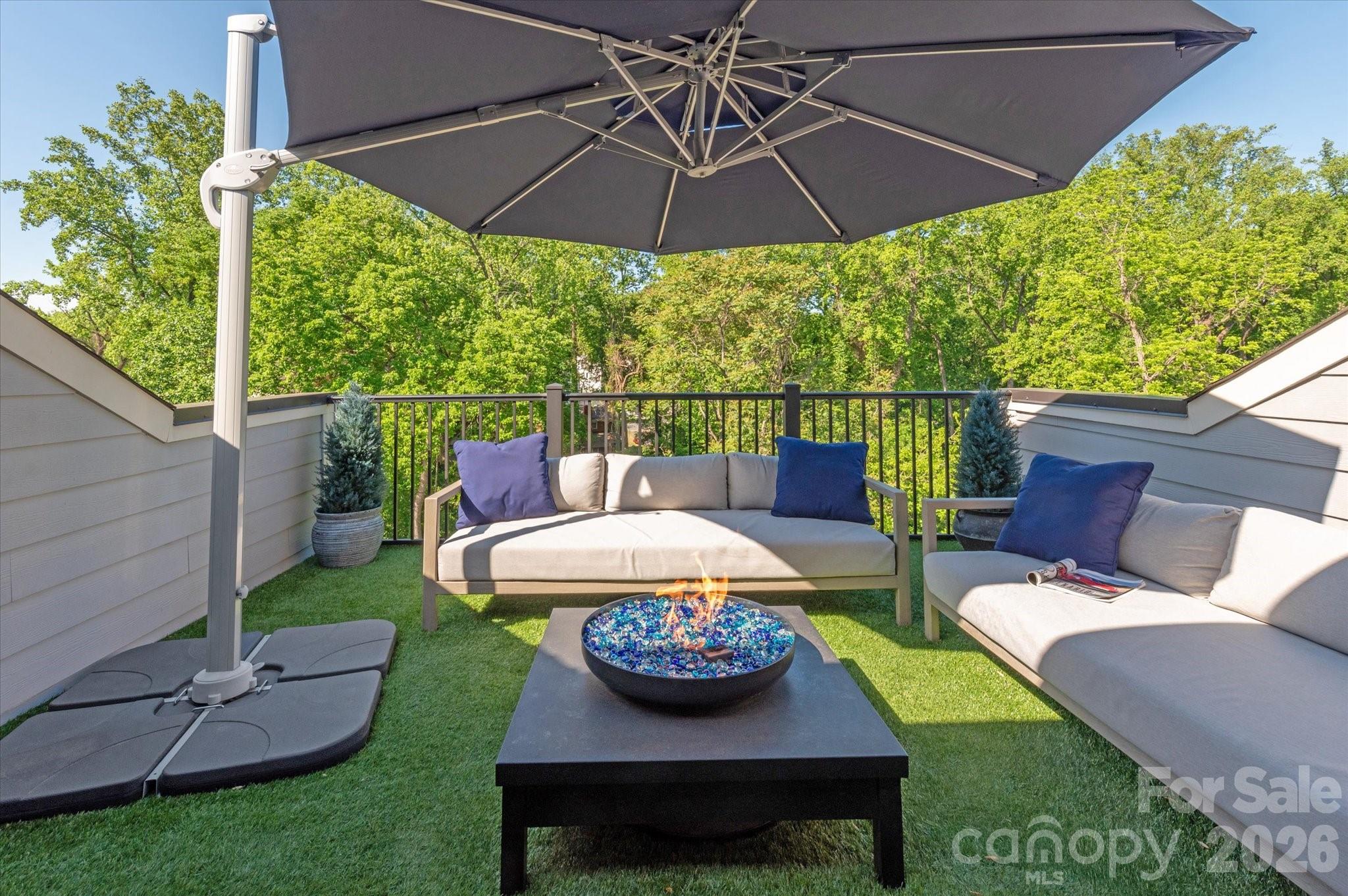 Photo 2 of 2547 Deacon Avenue, Charlotte, NC