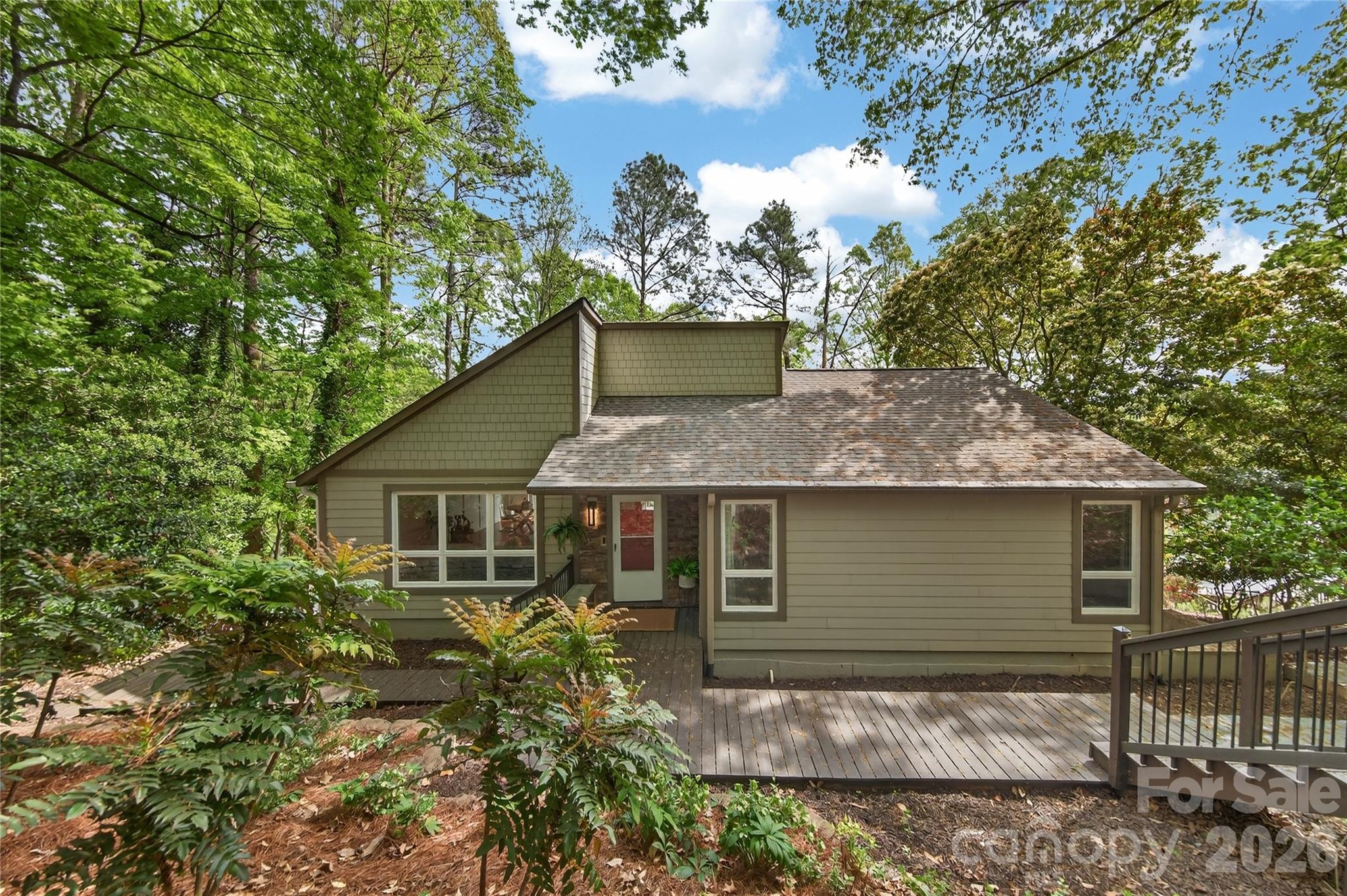 Photo 2 of 16118 Tana Tea Circle, Tega Cay, SC