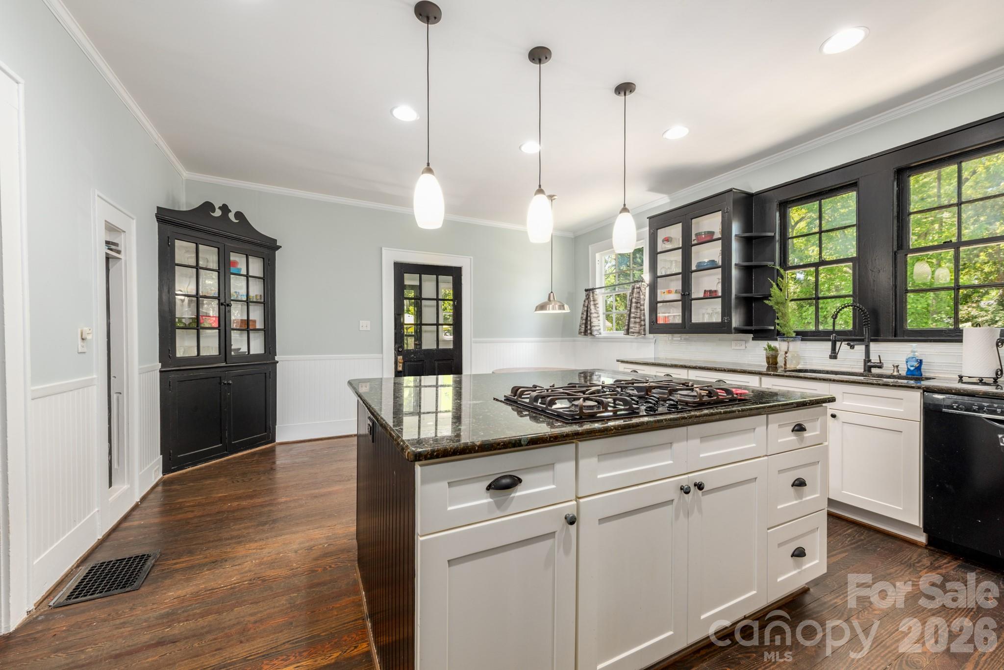 905 W Franklin Street, Monroe, NC - photo 6 of 31