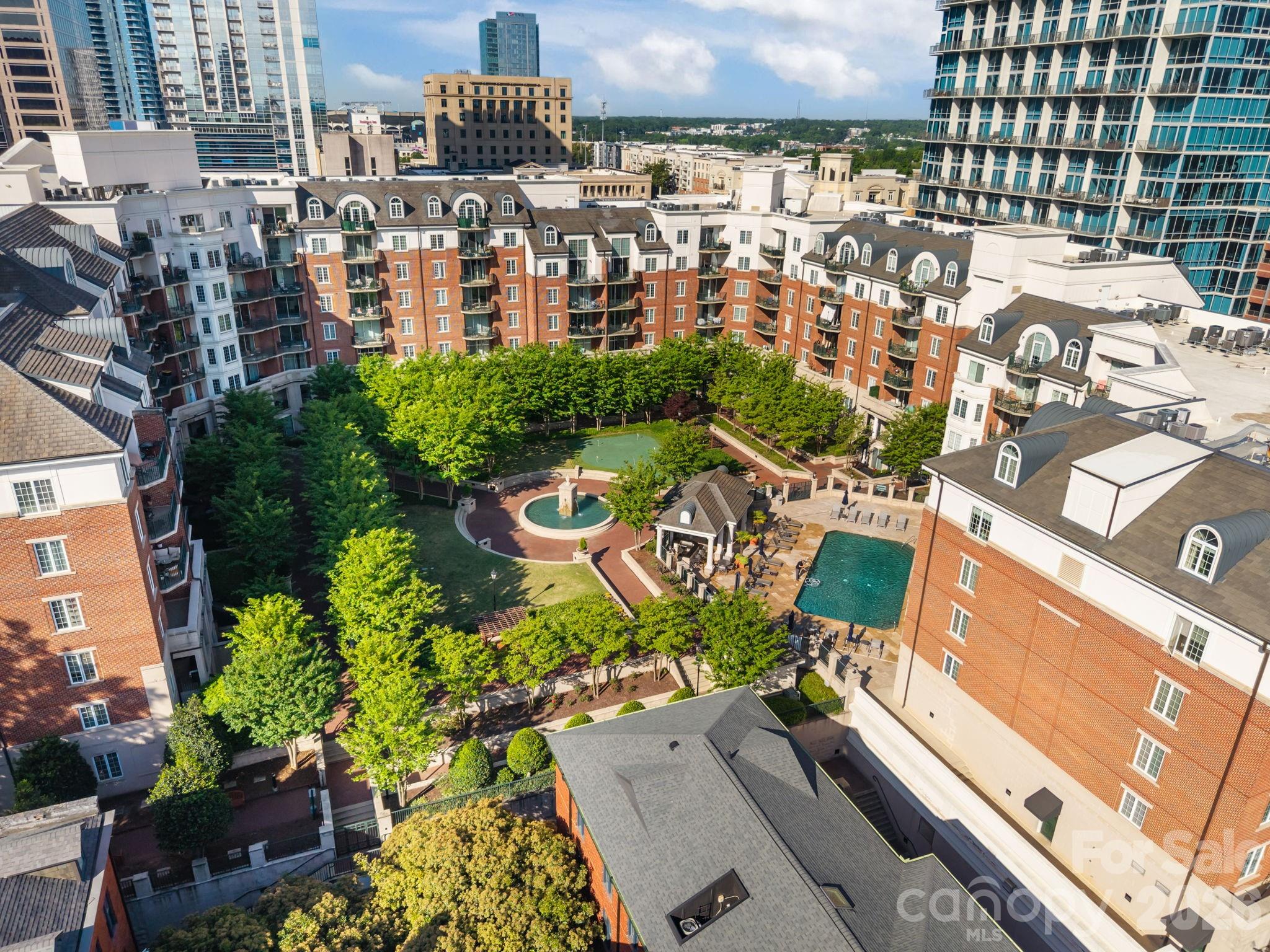 Photo 38 of 300 W 5th Street809, Charlotte, NC