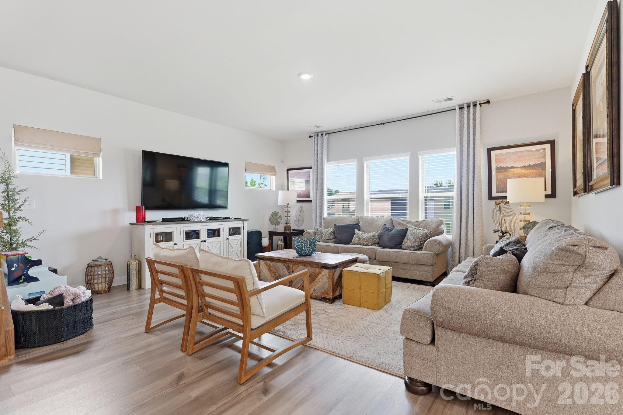 Photo 13 of 5012 Shadbush Road, Charlotte, NC