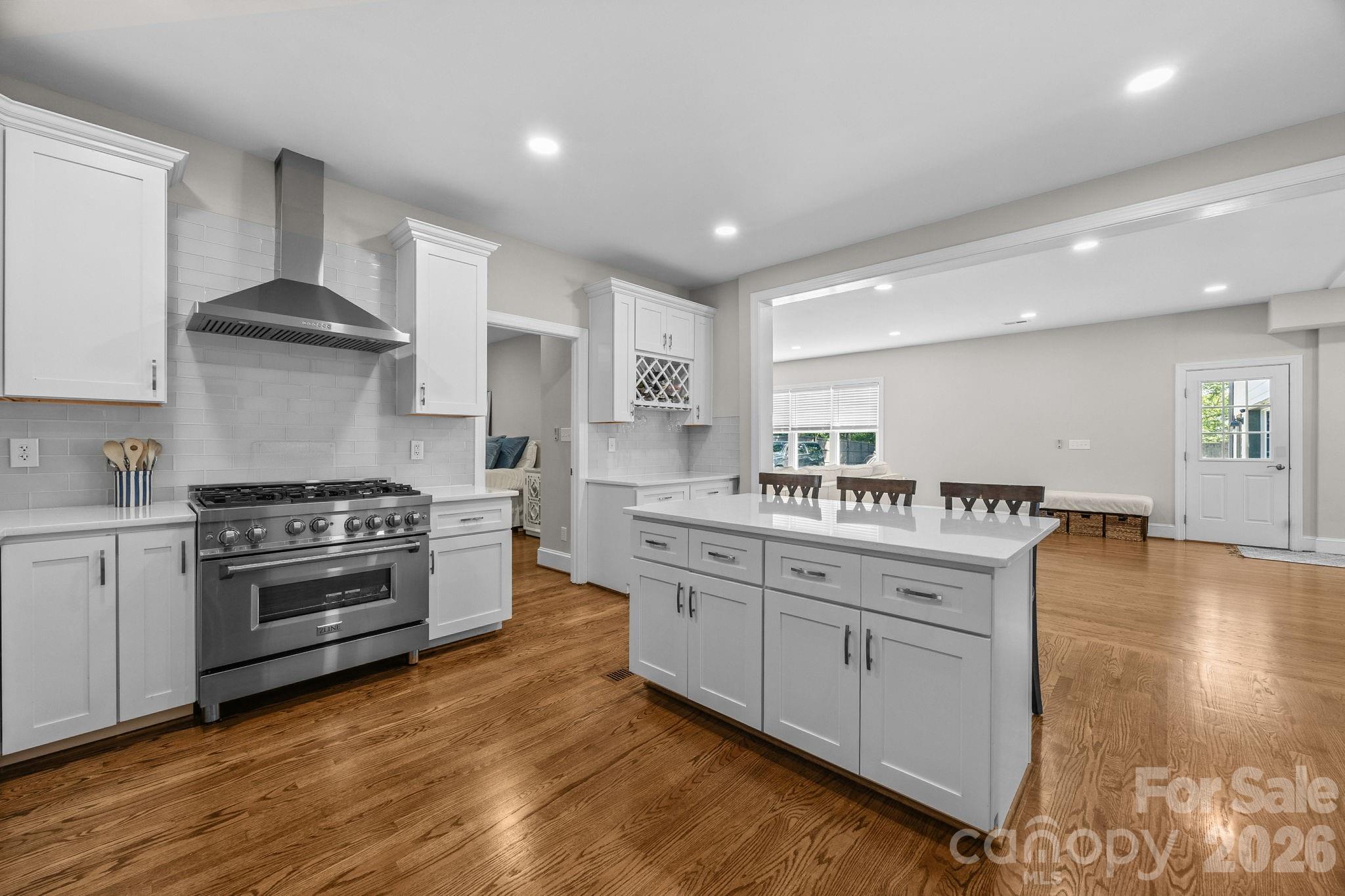 908 Woodhurst Drive, Wesley Chapel, NC - photo 17 of 49