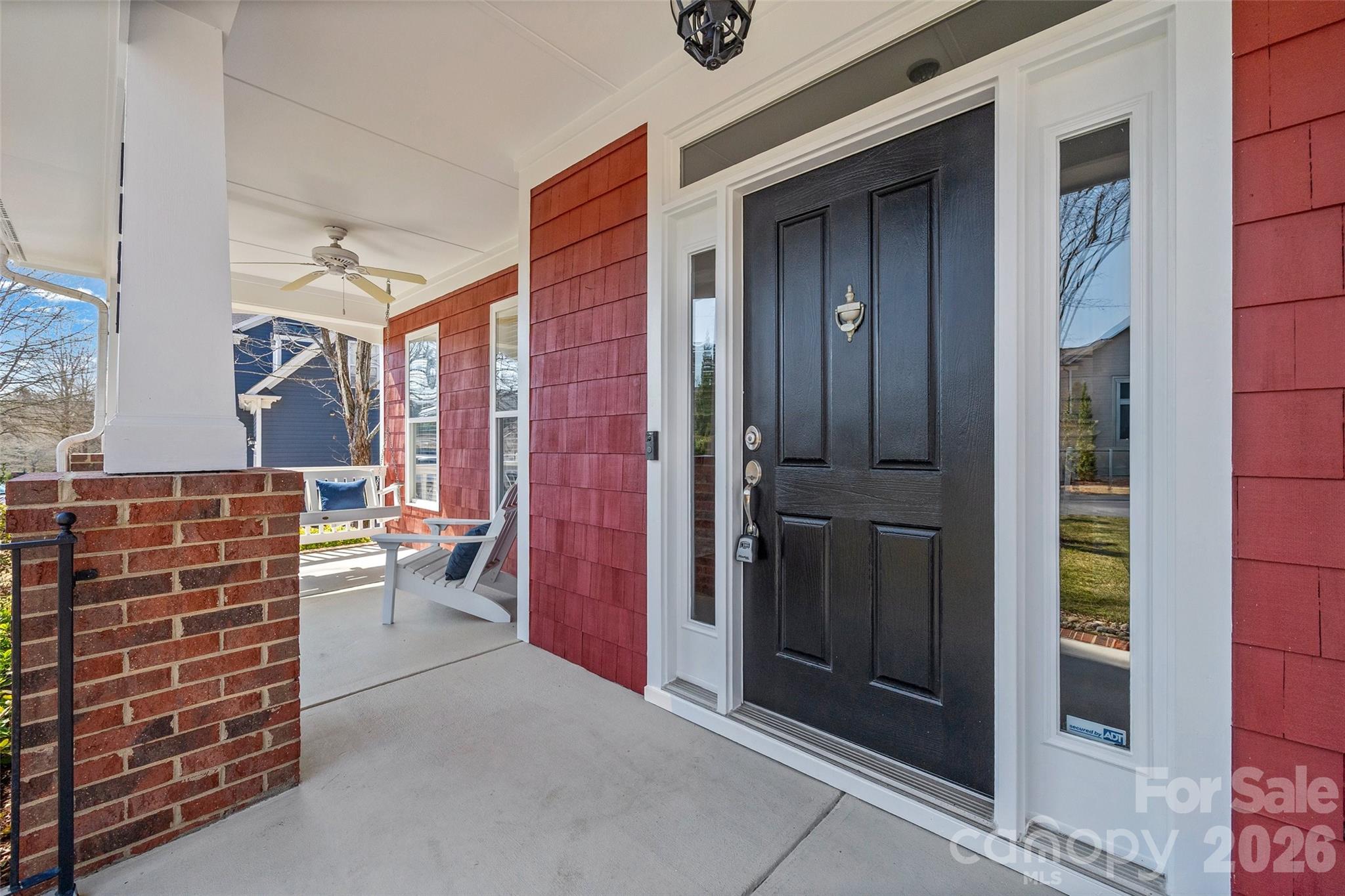 1039 Hunters Run Drive, Tega Cay, SC - photo 5 of 38
