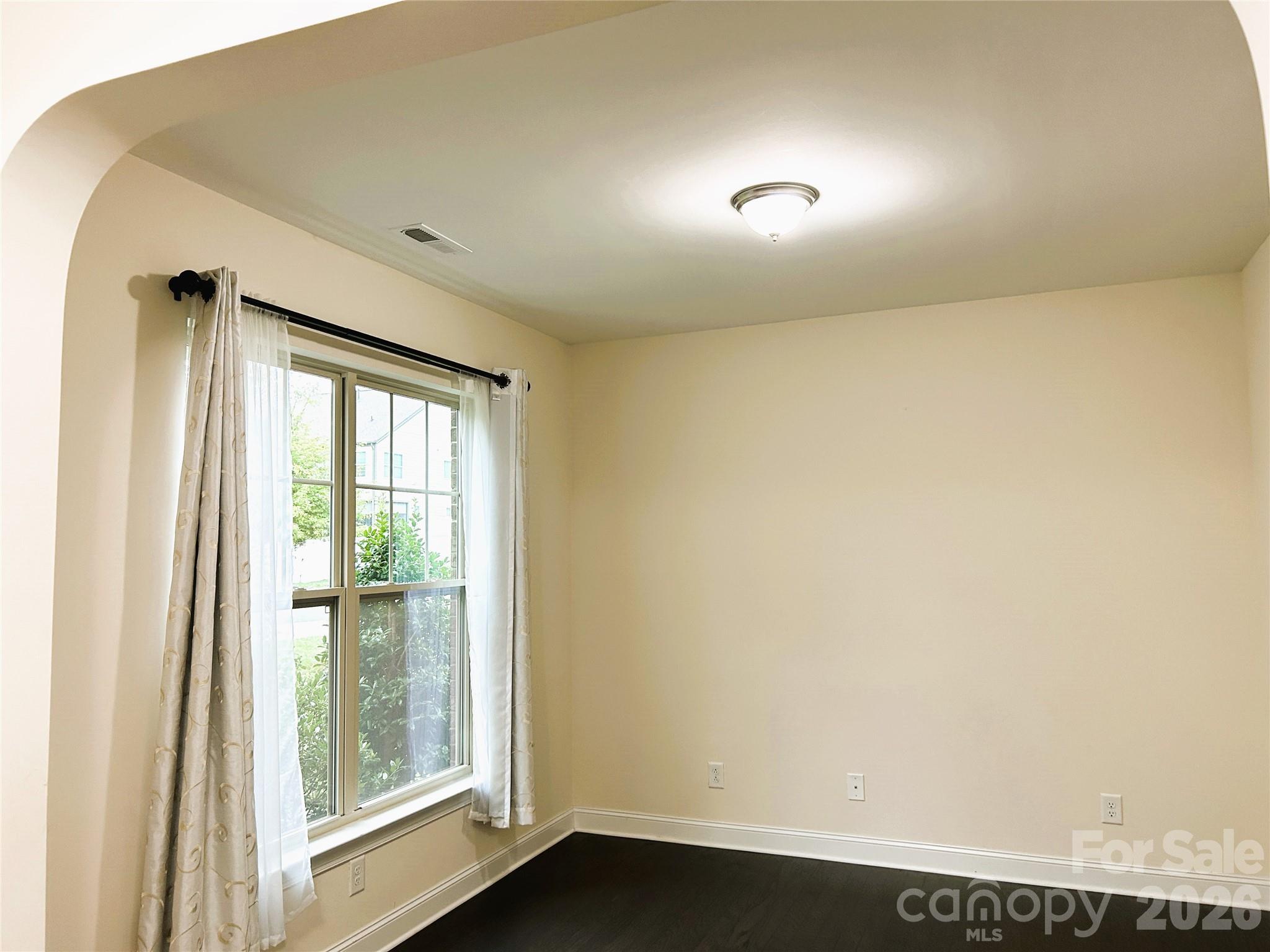 Photo 5 of 9015 Manor Oak Court, Charlotte, NC