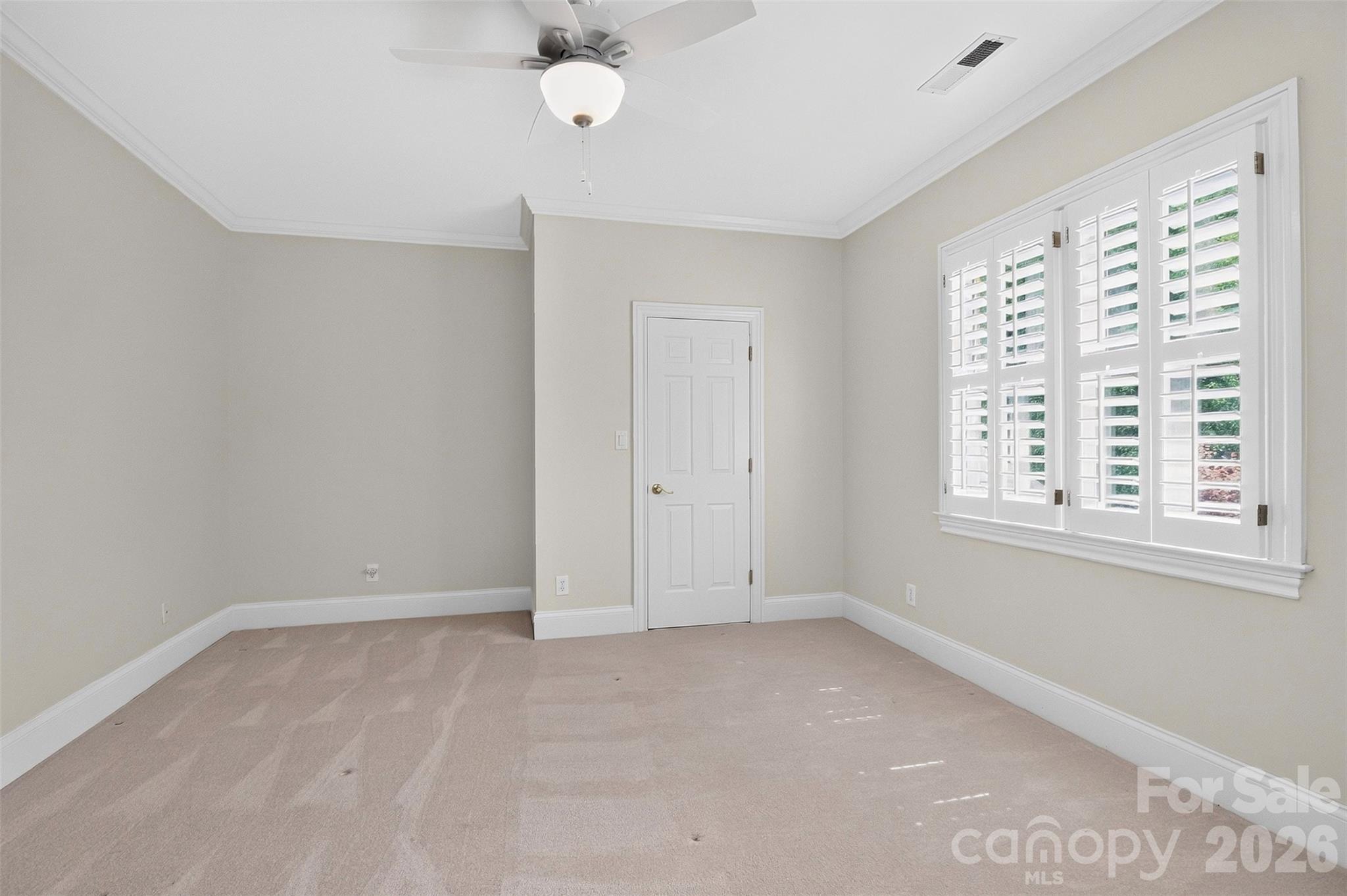 Home for sale at 6907 Meadow Run Lane, Charlotte, NC — photo 40 of 48