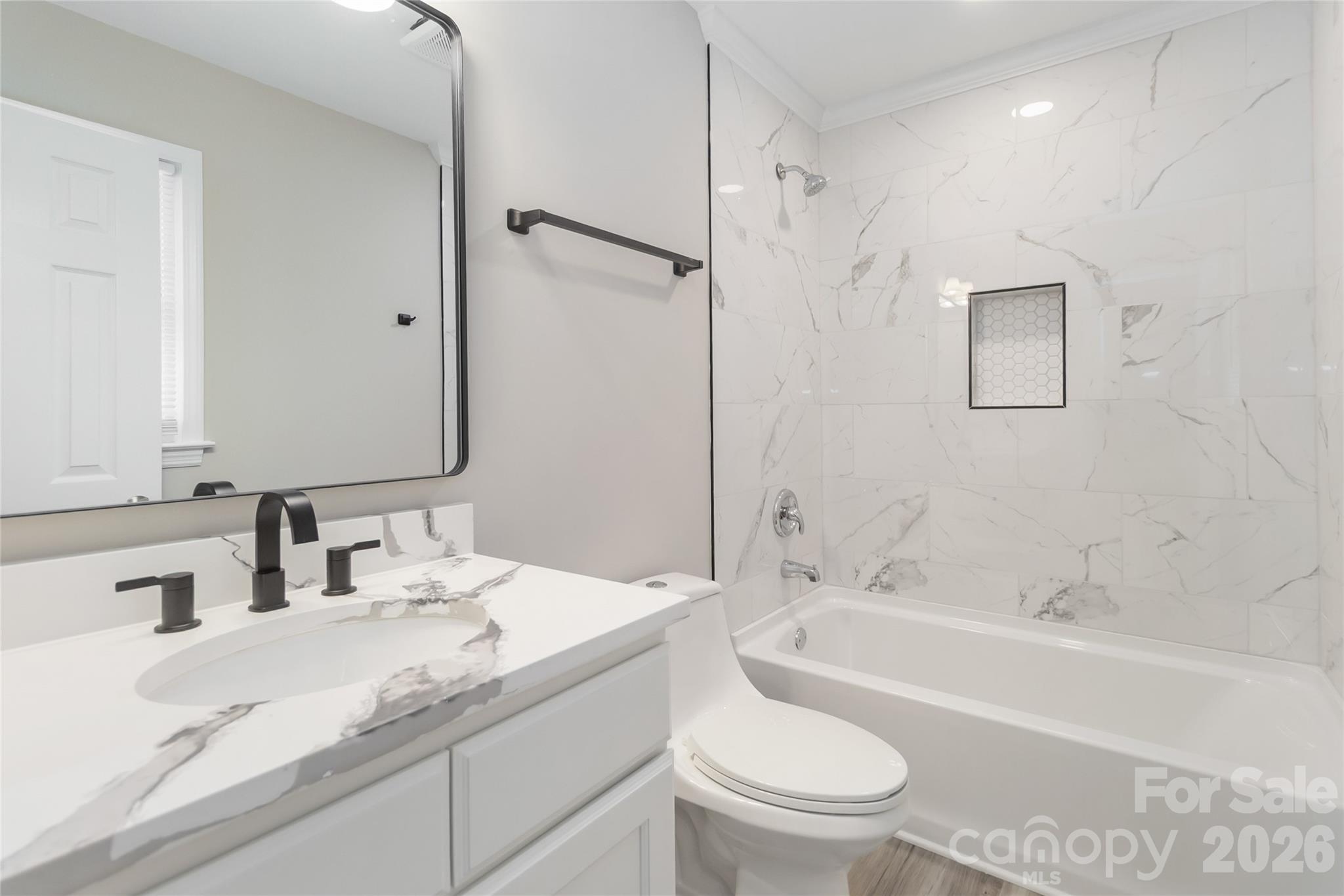 Photo 16 of 6726 Barrington Drive, Charlotte, NC