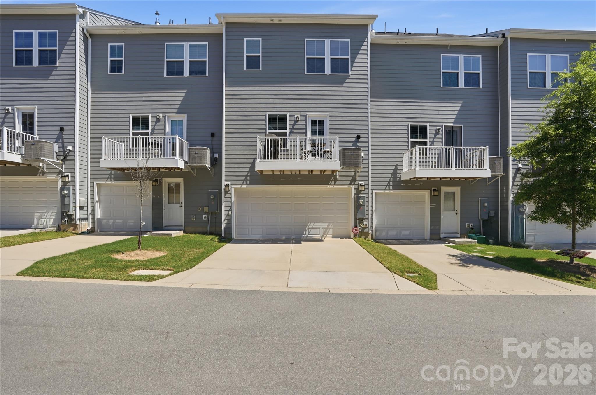 Photo 2 of 1311 Ashbury Street, Charlotte, NC