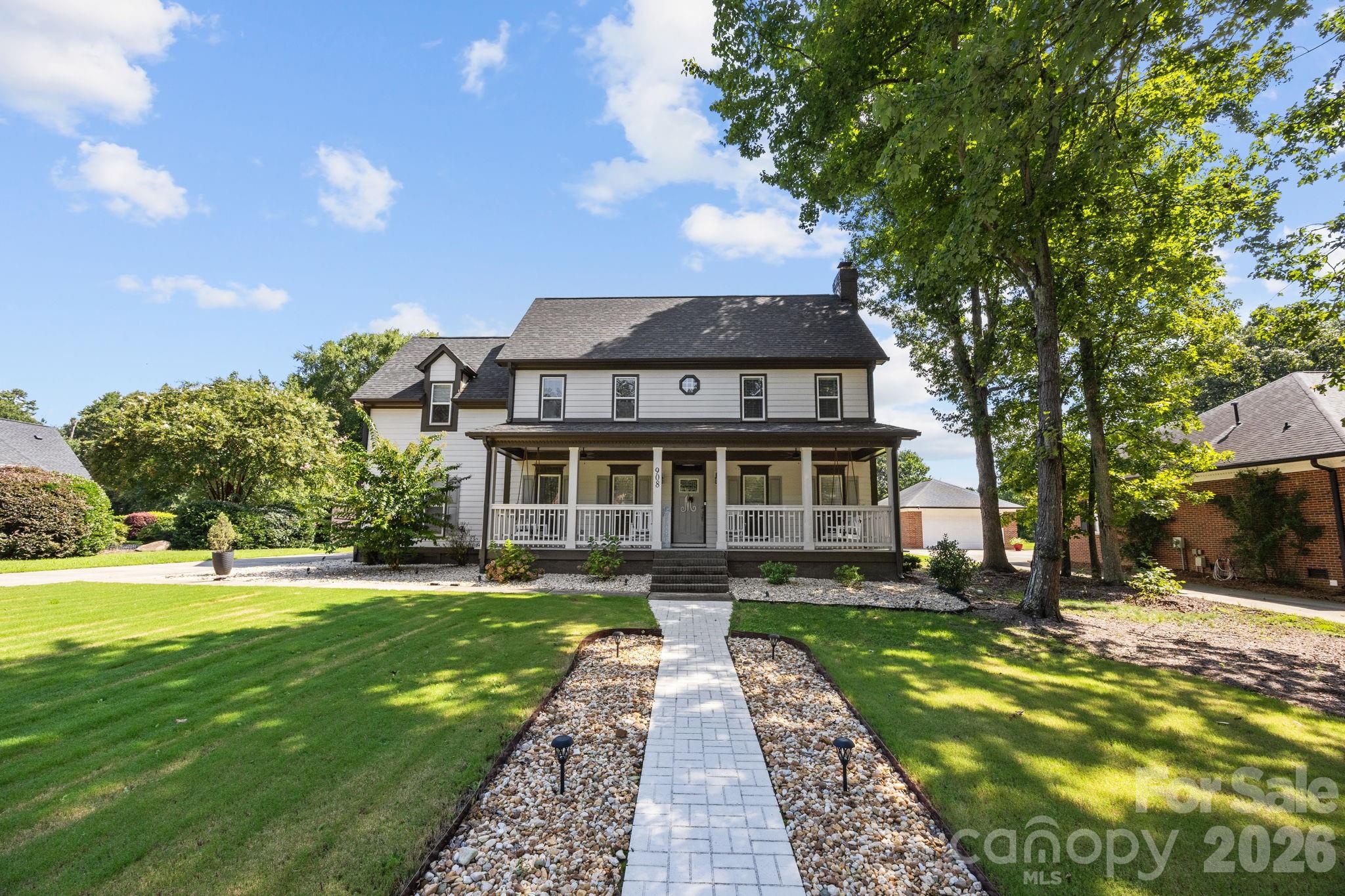 908 Woodhurst Drive, Wesley Chapel, NC - photo 4 of 49
