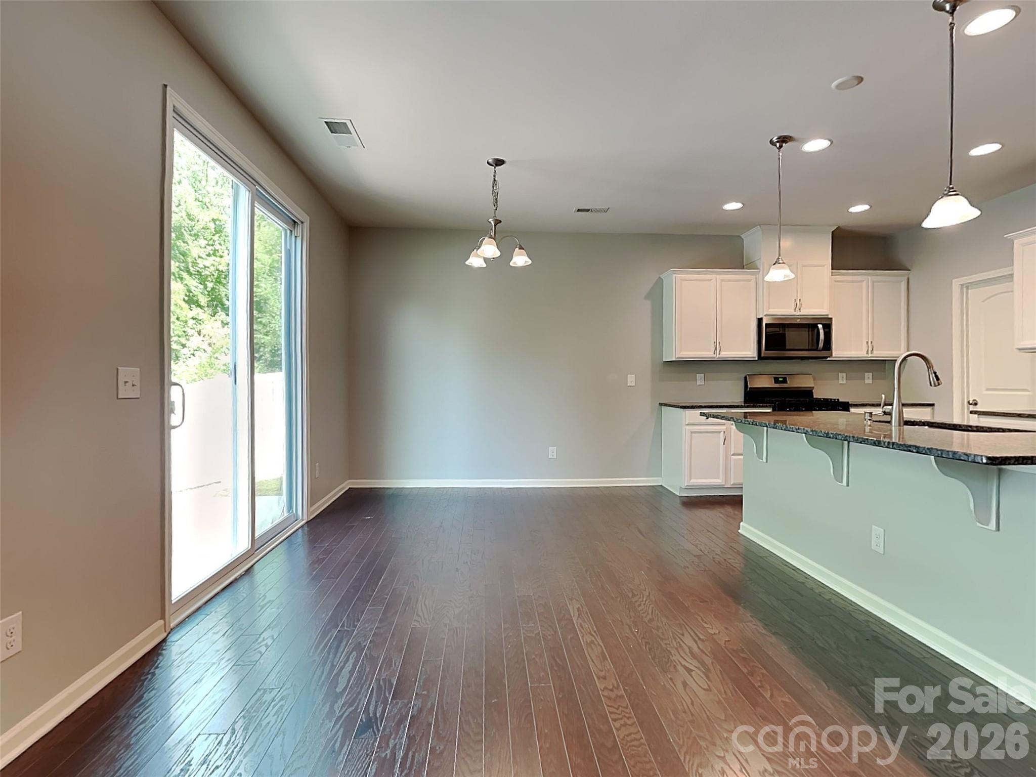 9425 Hartington Place, Charlotte, NC - photo 3 of 23